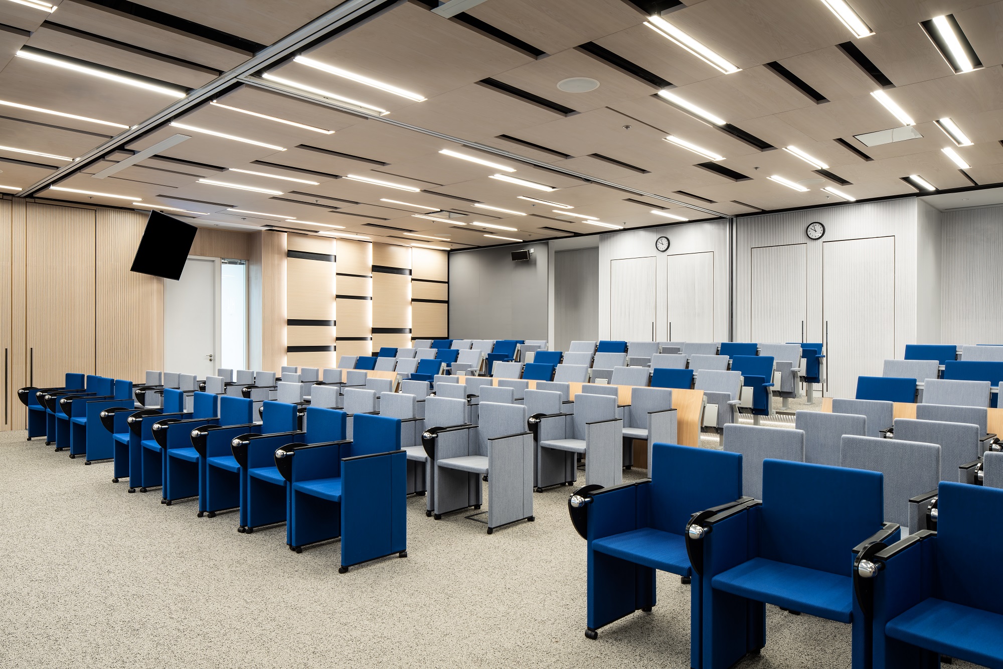 A Work-Recreate Community Building for Hong Kong International Airport ...