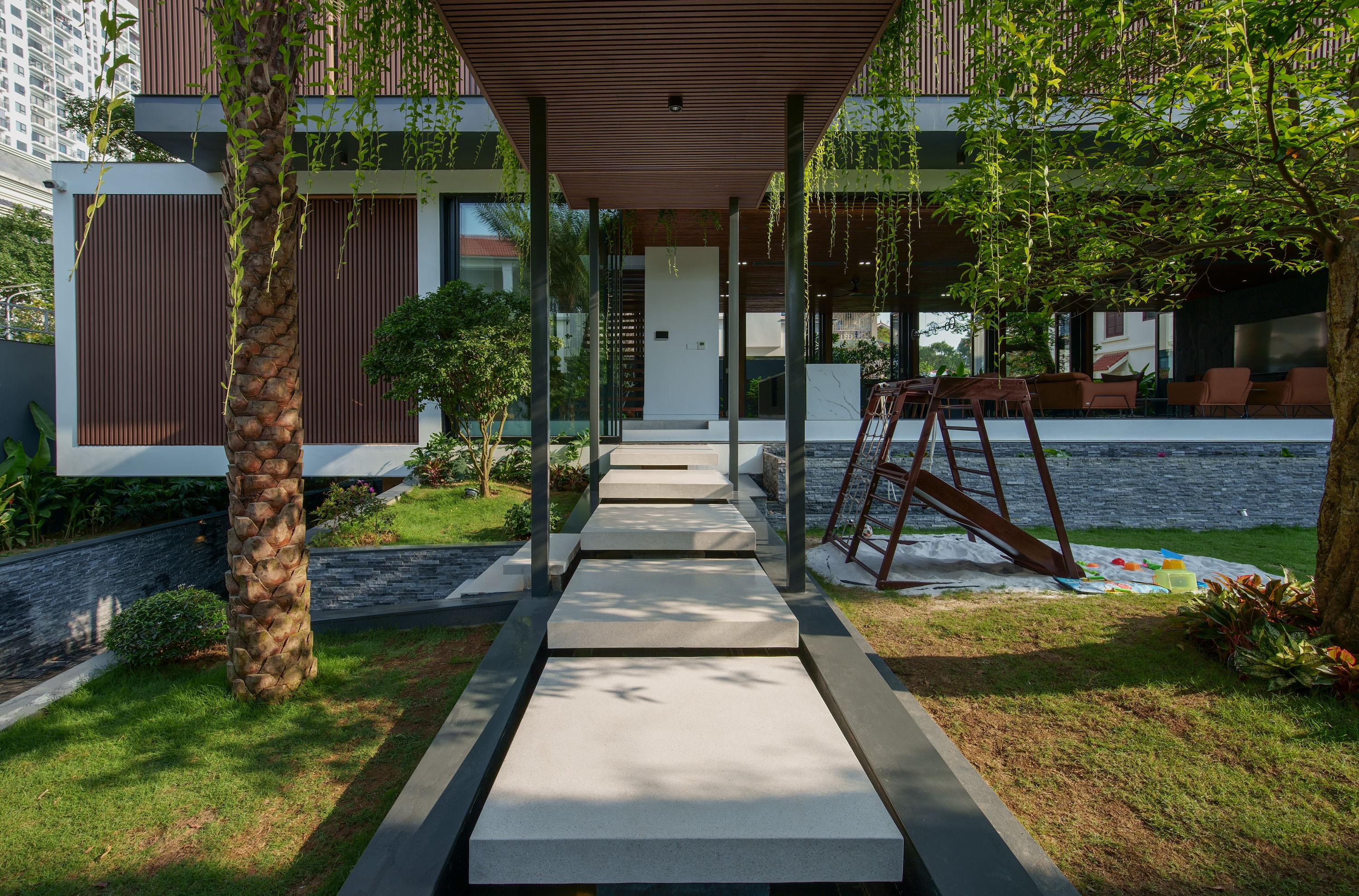 TM House by 85 Design - Architizer