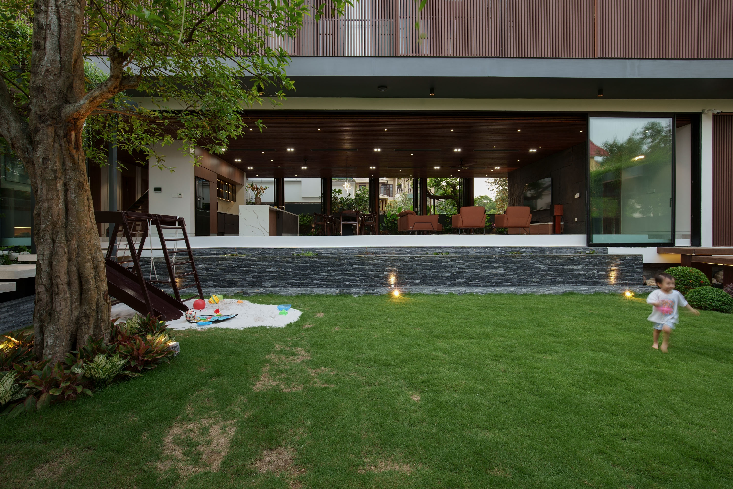 TM House by 85 Design - Architizer