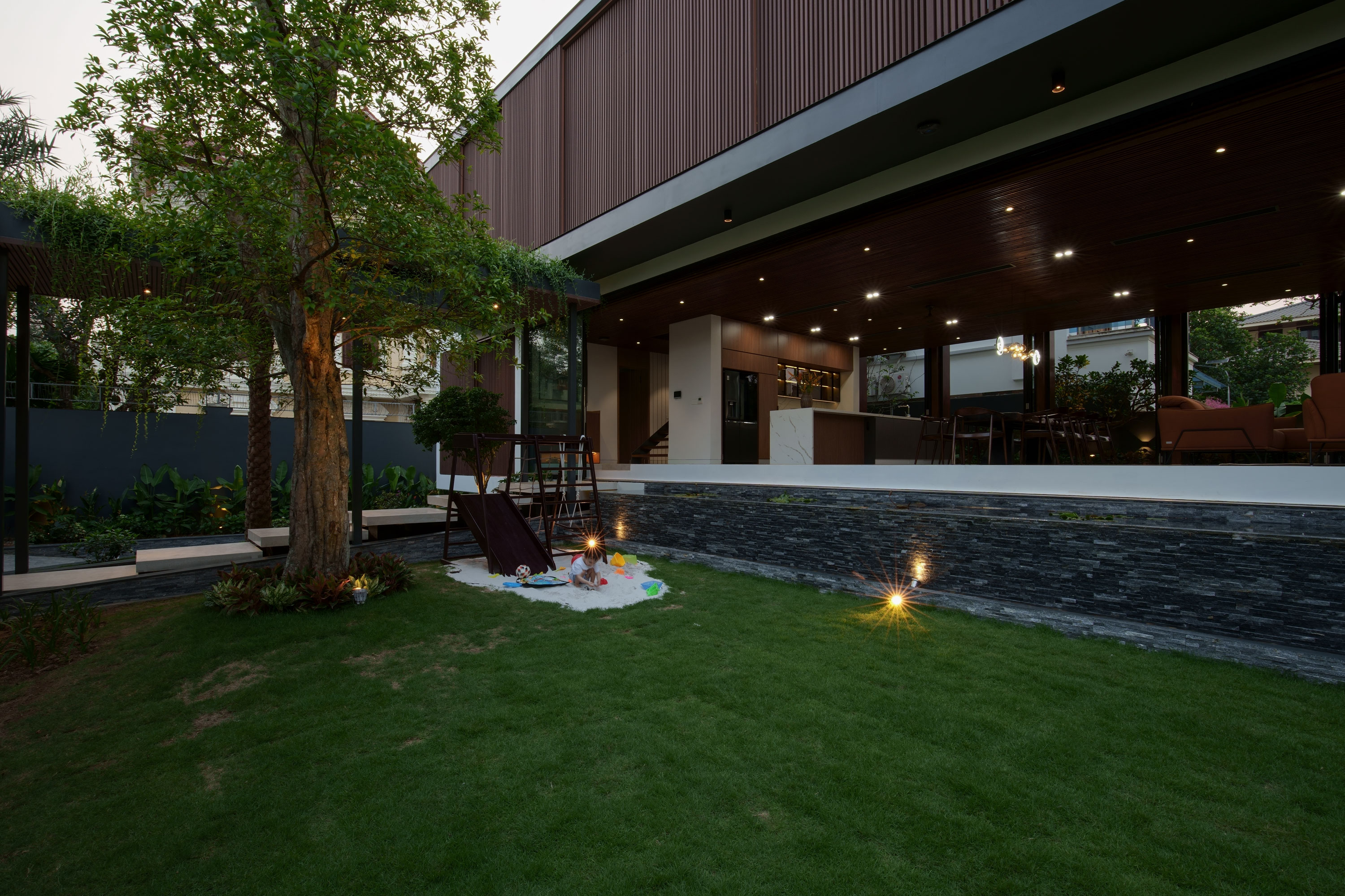 TM House by 85 Design - Architizer