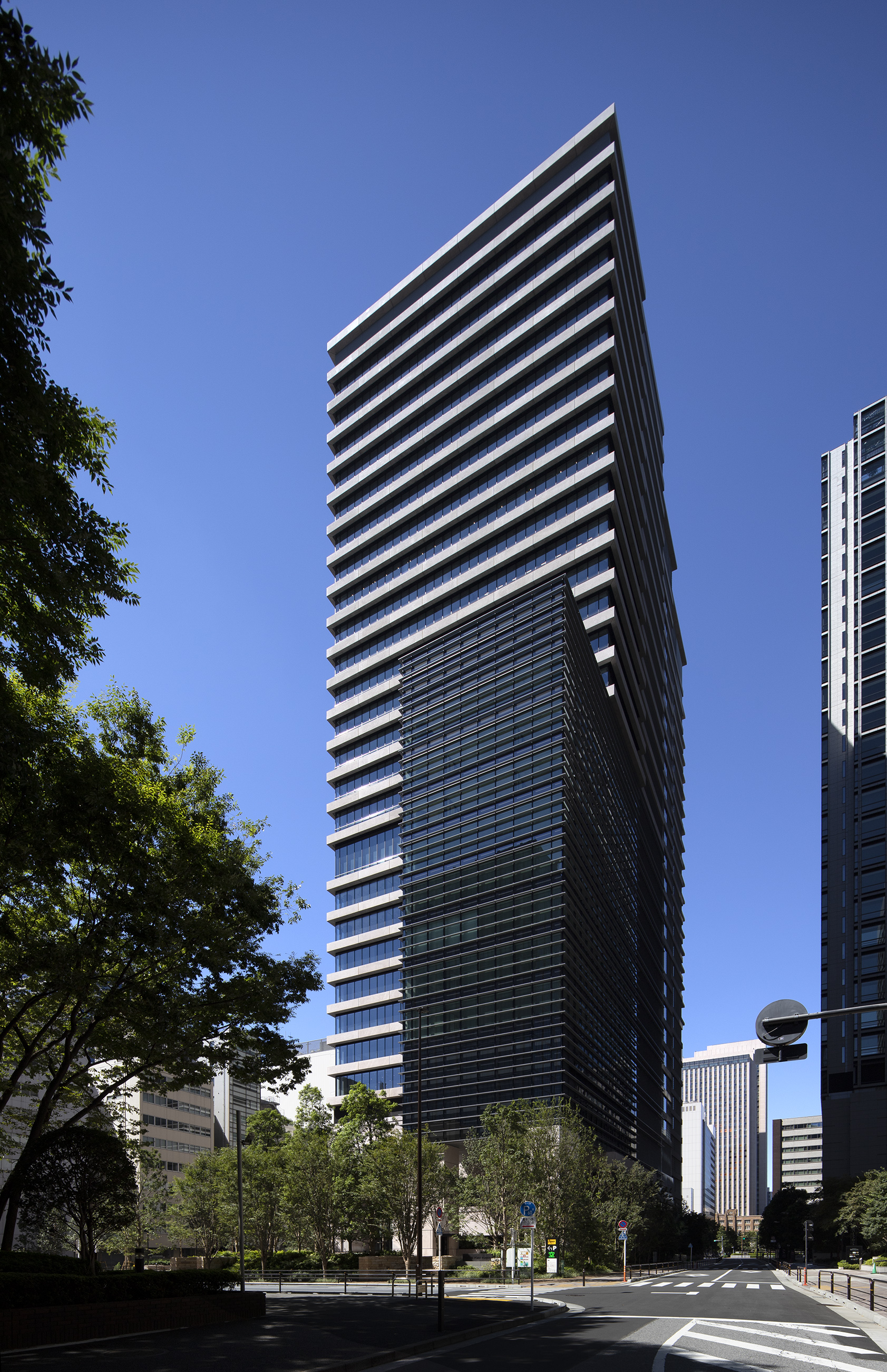 HIBIYA FORT TOWER by NIKKEN SEKKEI LTD - Architizer