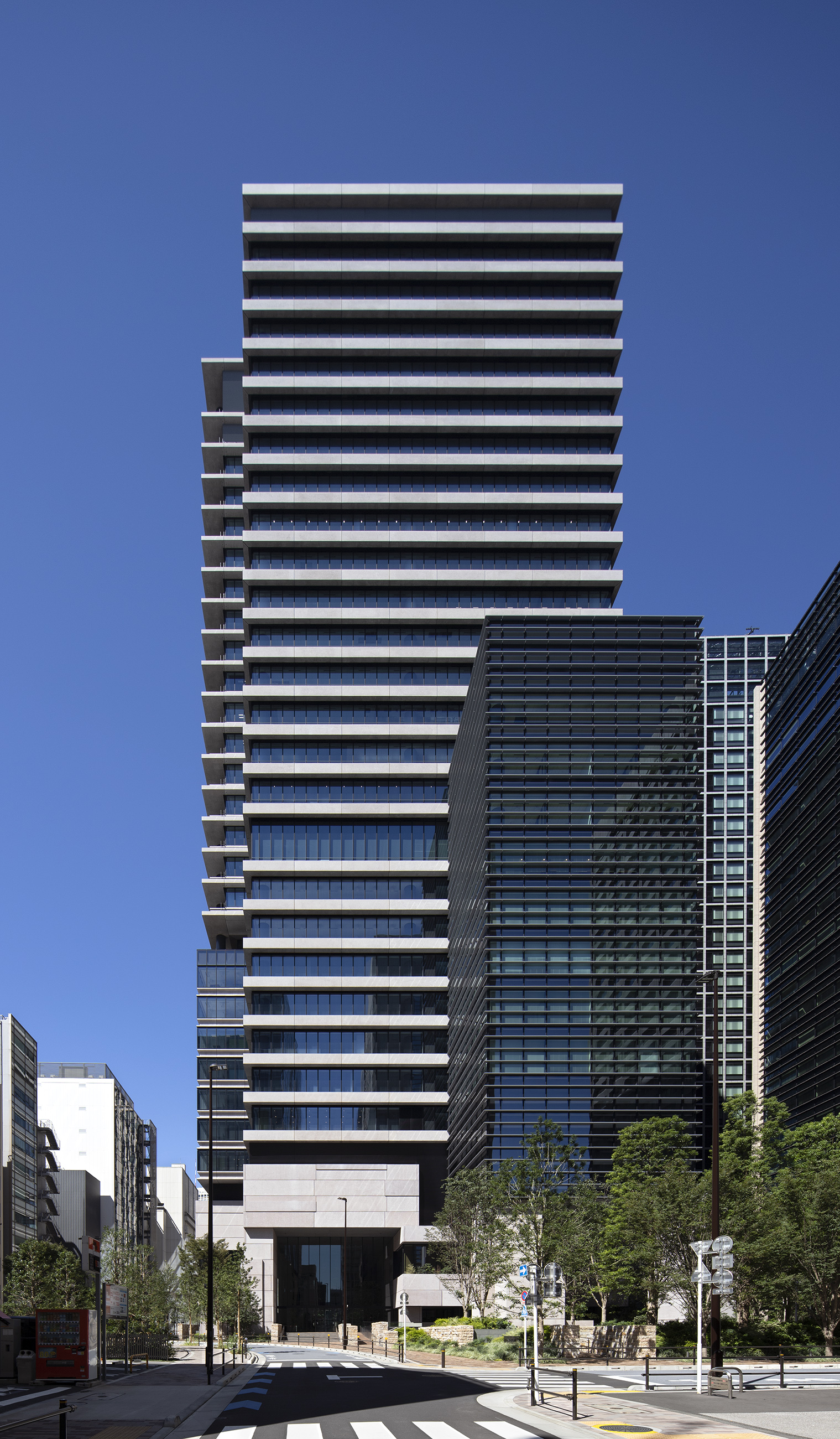 HIBIYA FORT TOWER by NIKKEN SEKKEI LTD - Architizer
