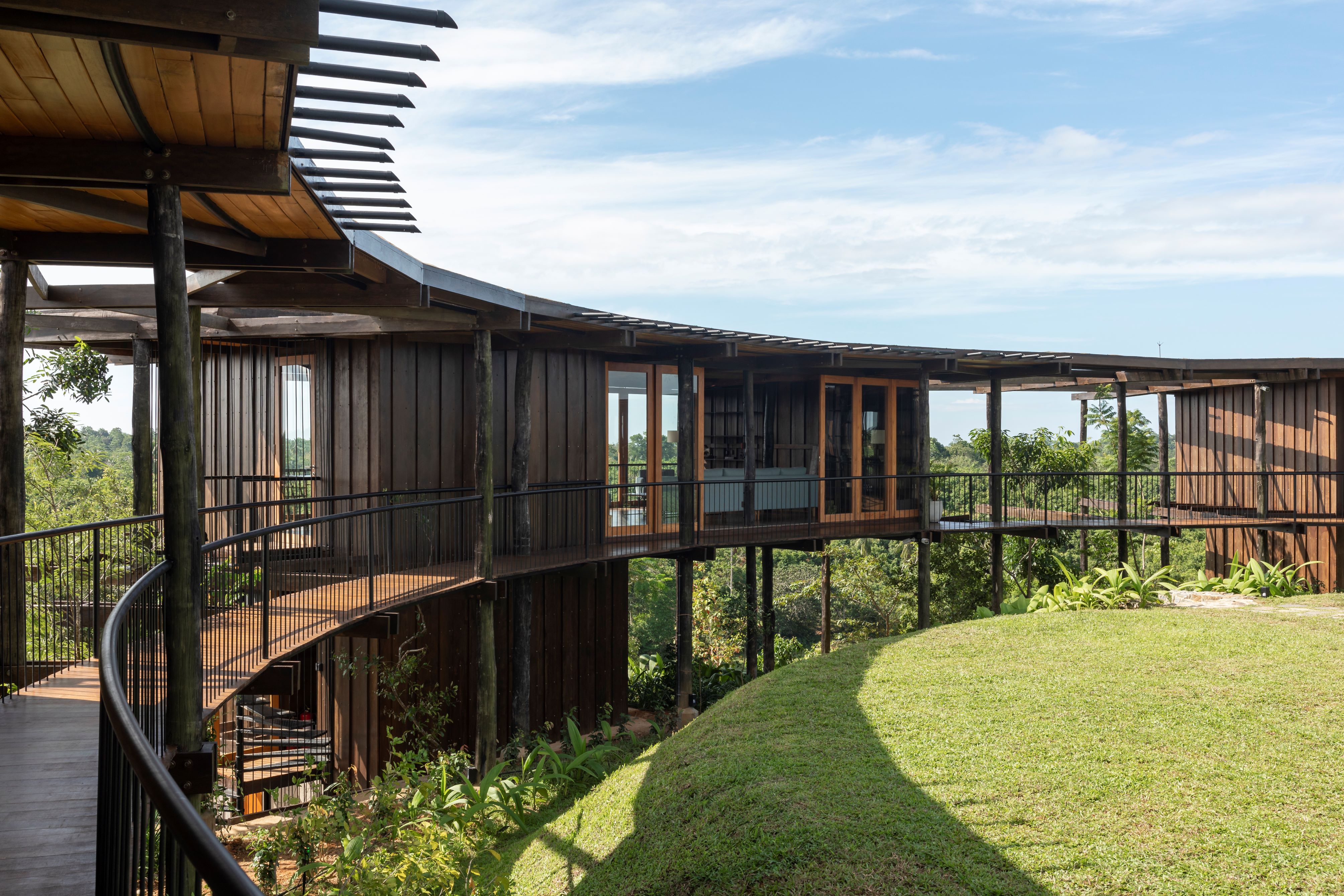 “The Round House”– Estate Bungalow at Ahangama by Archt. Narein Perera ...