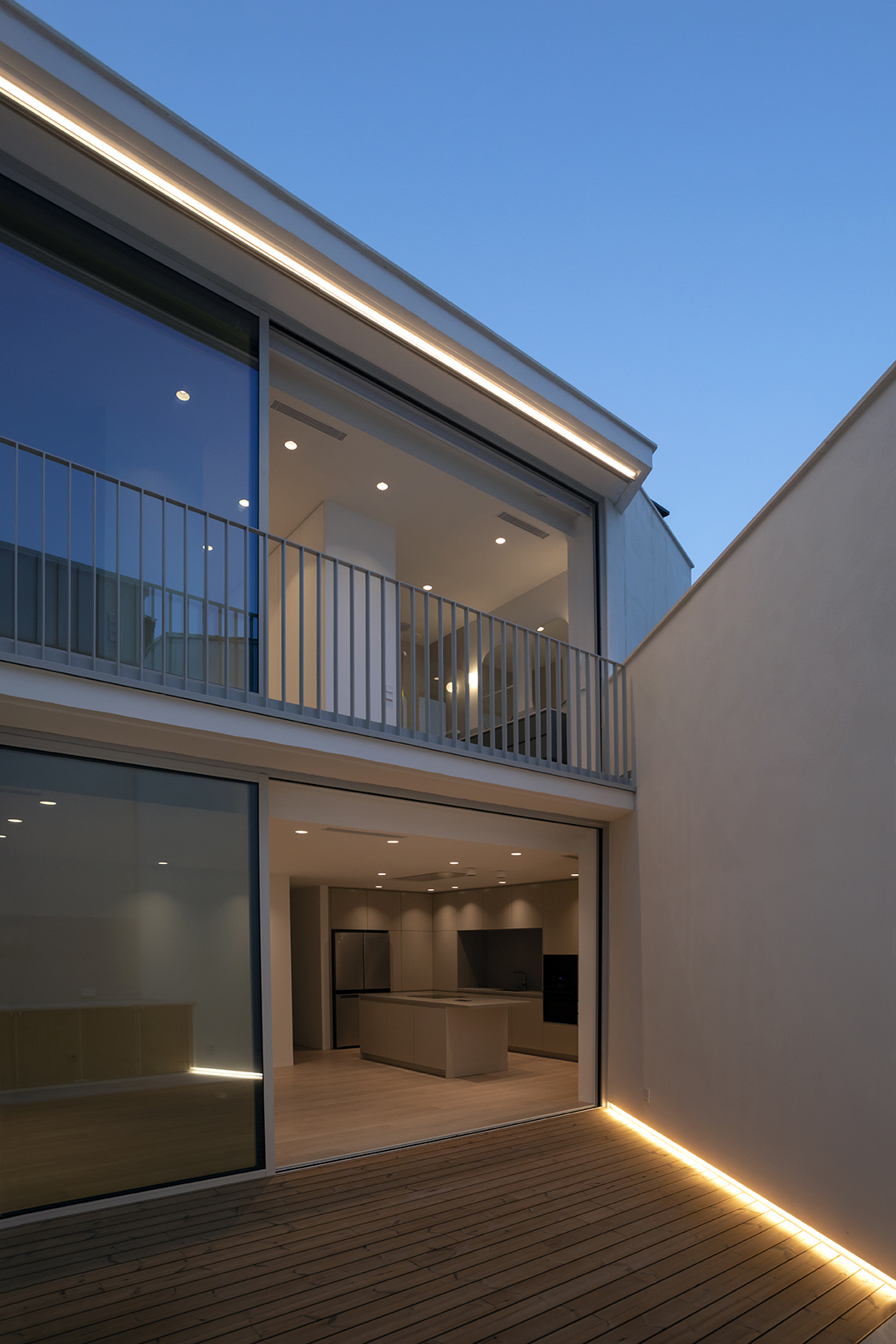 Colón House by Mano de Santo - Architizer