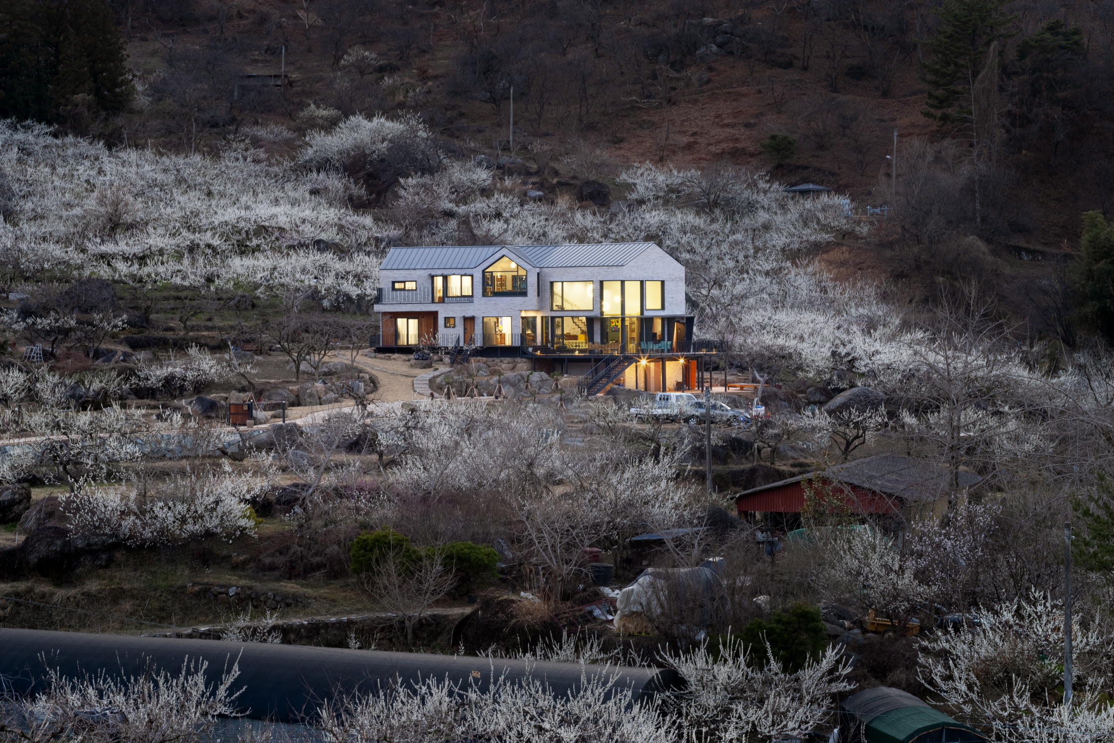 Domus Petra (House on the rock) by Studio Gaon - Architizer