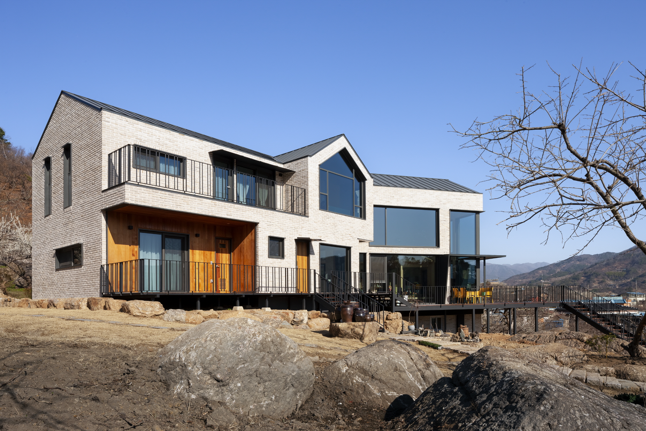 Domus Petra (House on the rock) by Studio Gaon - Architizer