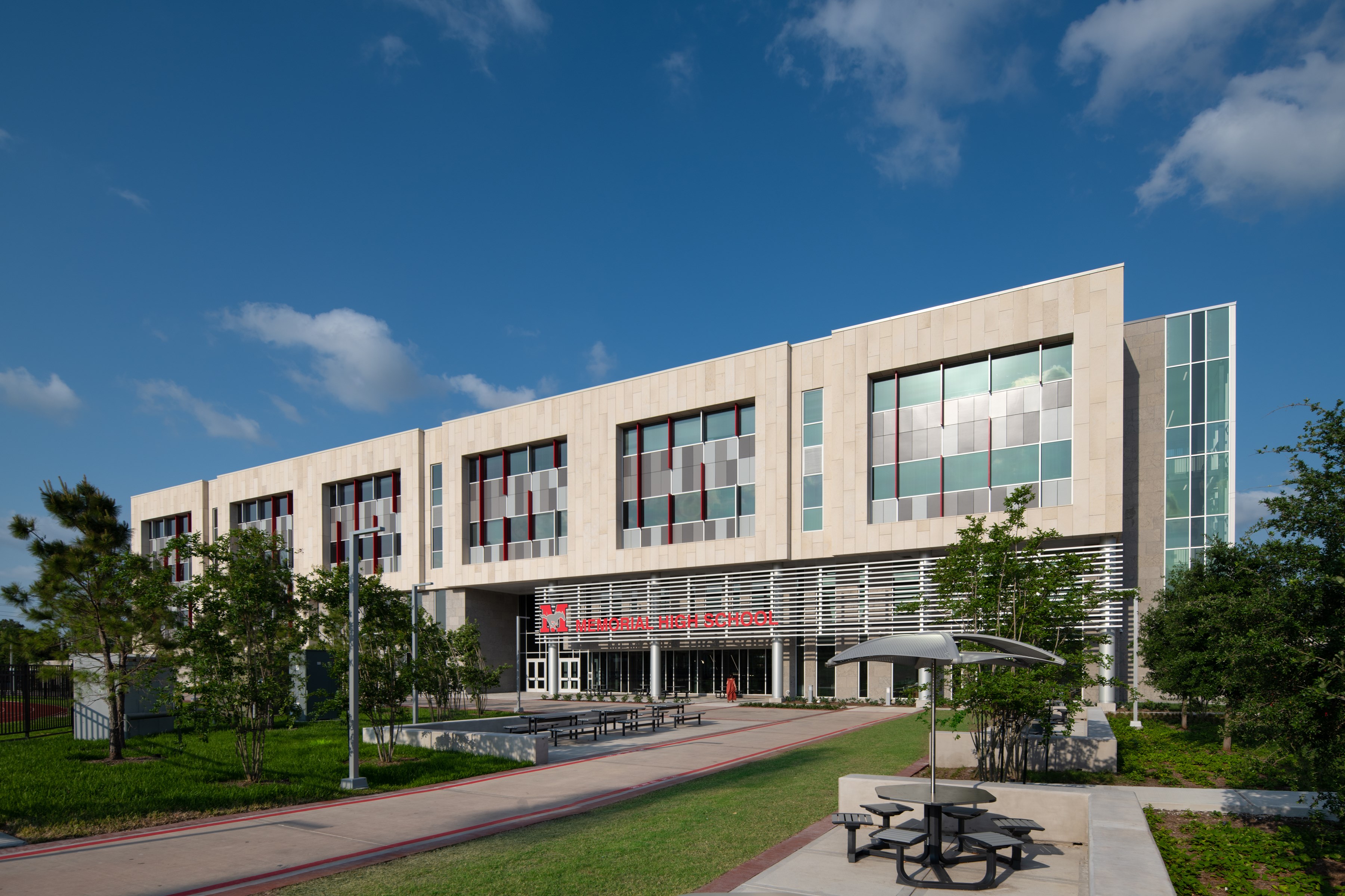 Memorial High School by Stantec - Architizer