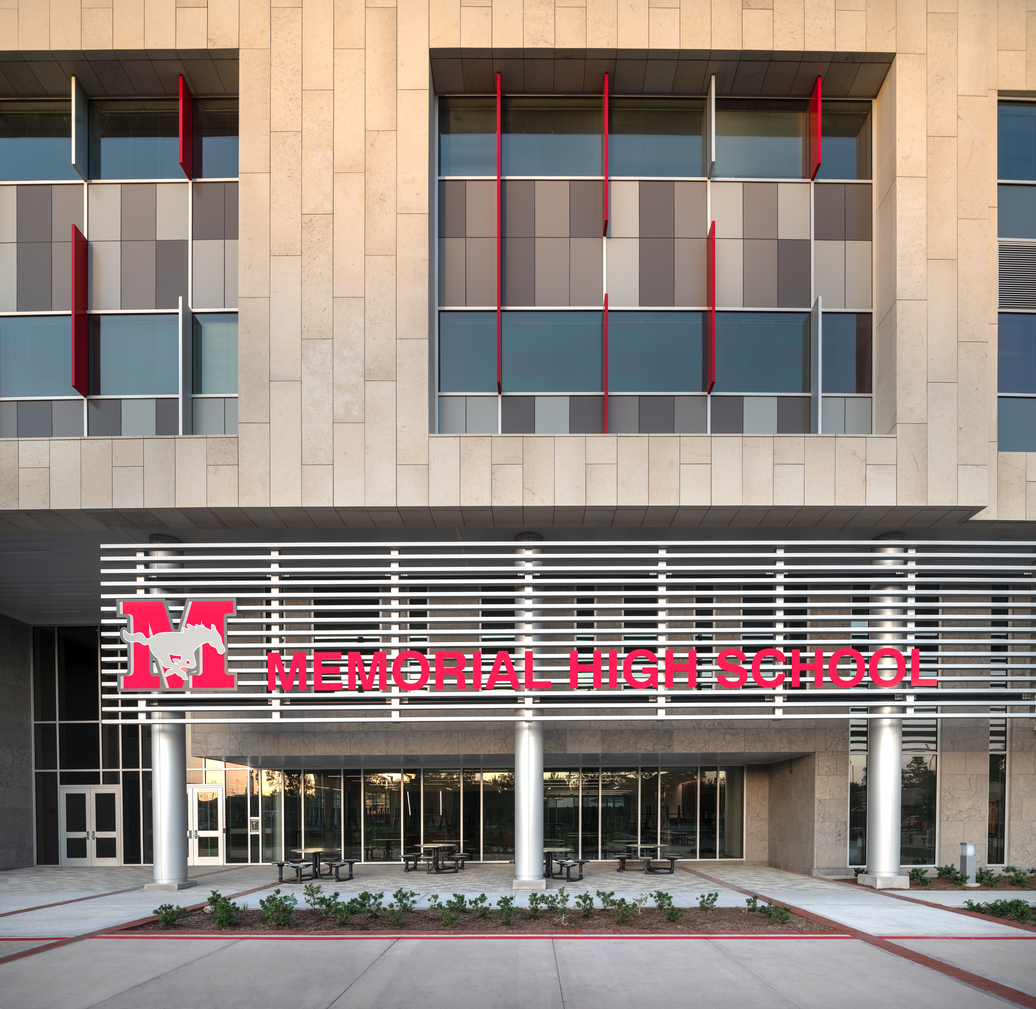 Memorial High School by Stantec - Architizer