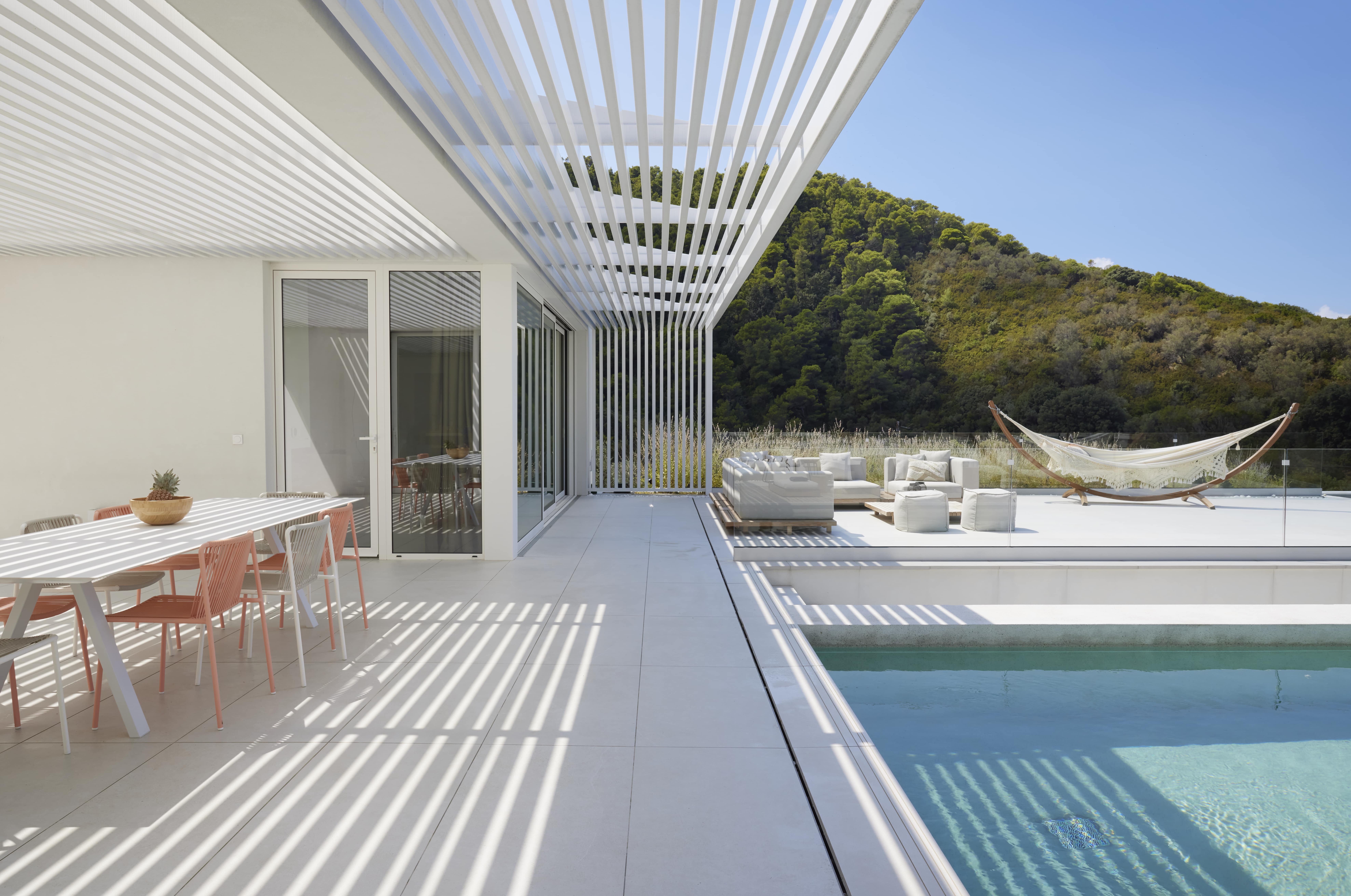 "Square" Beach House by 3H_ARCHITECTS - Architizer