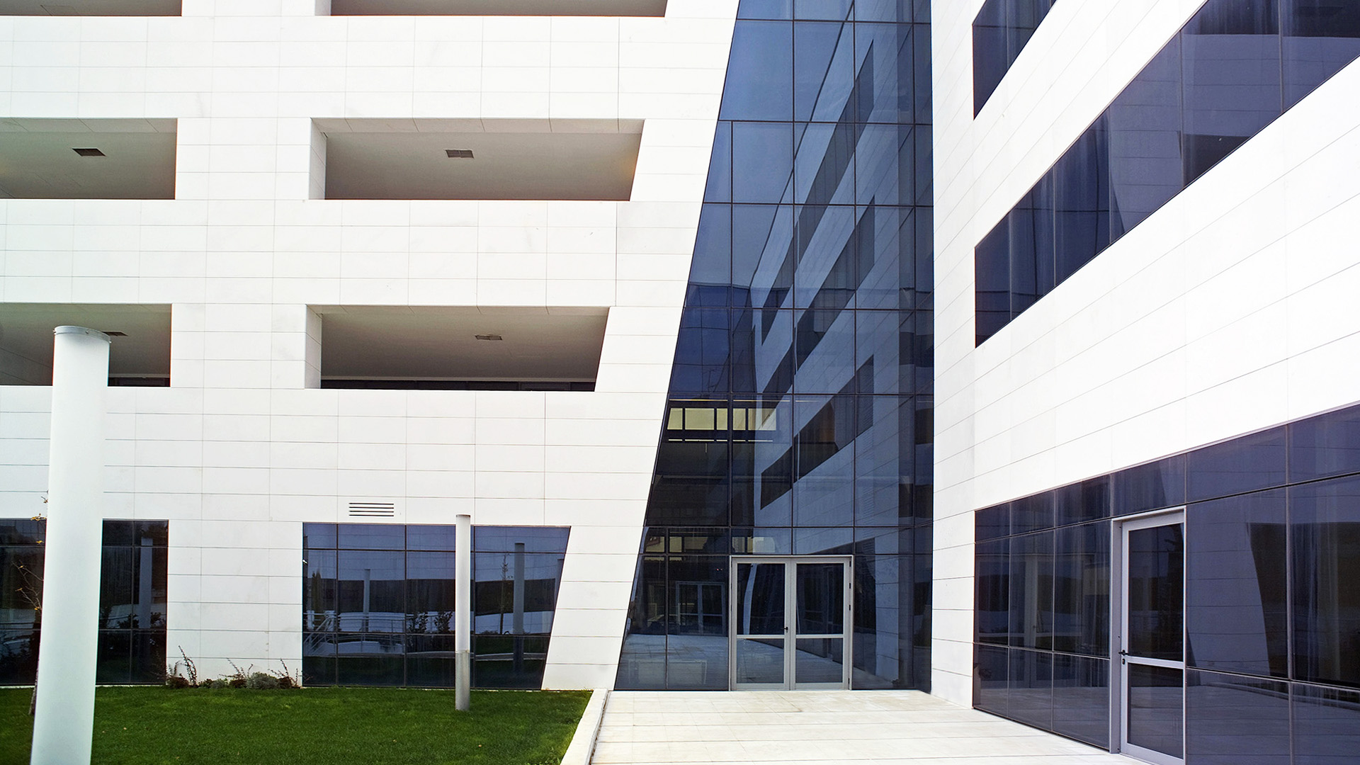 UNILEVER HELLAS BRANCH, OFFICE BUILDING by AETER ARCHITECTS - Architizer