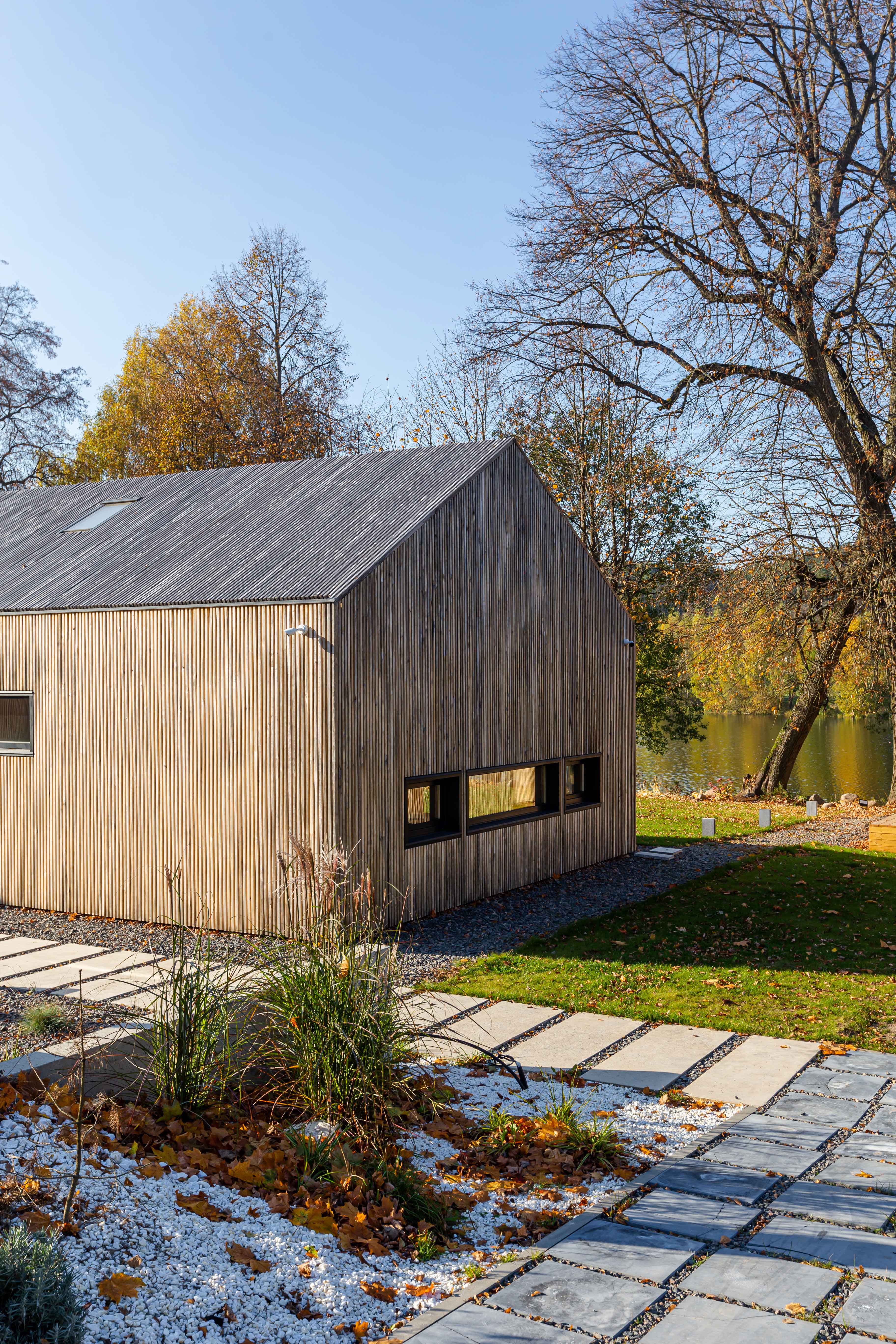 Ok Hill House by LEVEL80 architects - Architizer