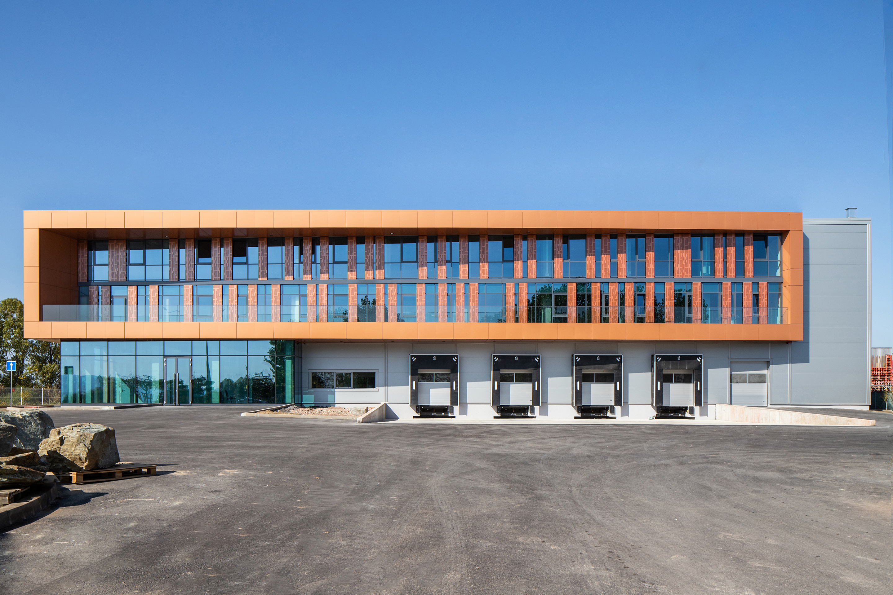 SEG Work & Logistic Hub by IPA - Architecture and more - Architizer
