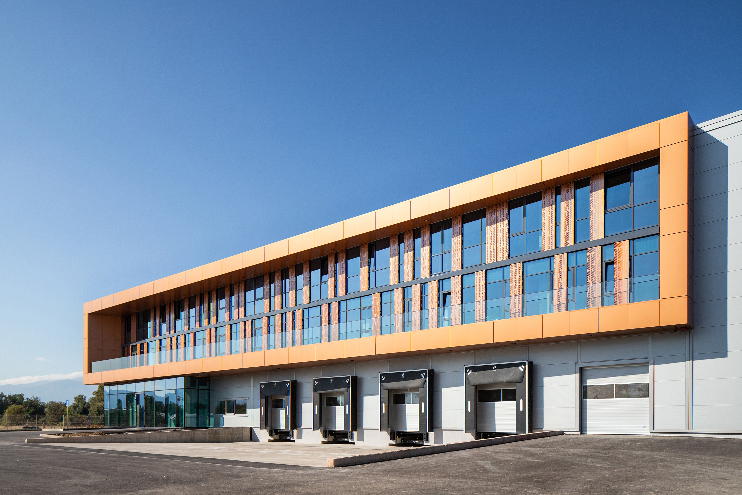 SEG Work & Logistic Hub by IPA - Architecture and more - Architizer