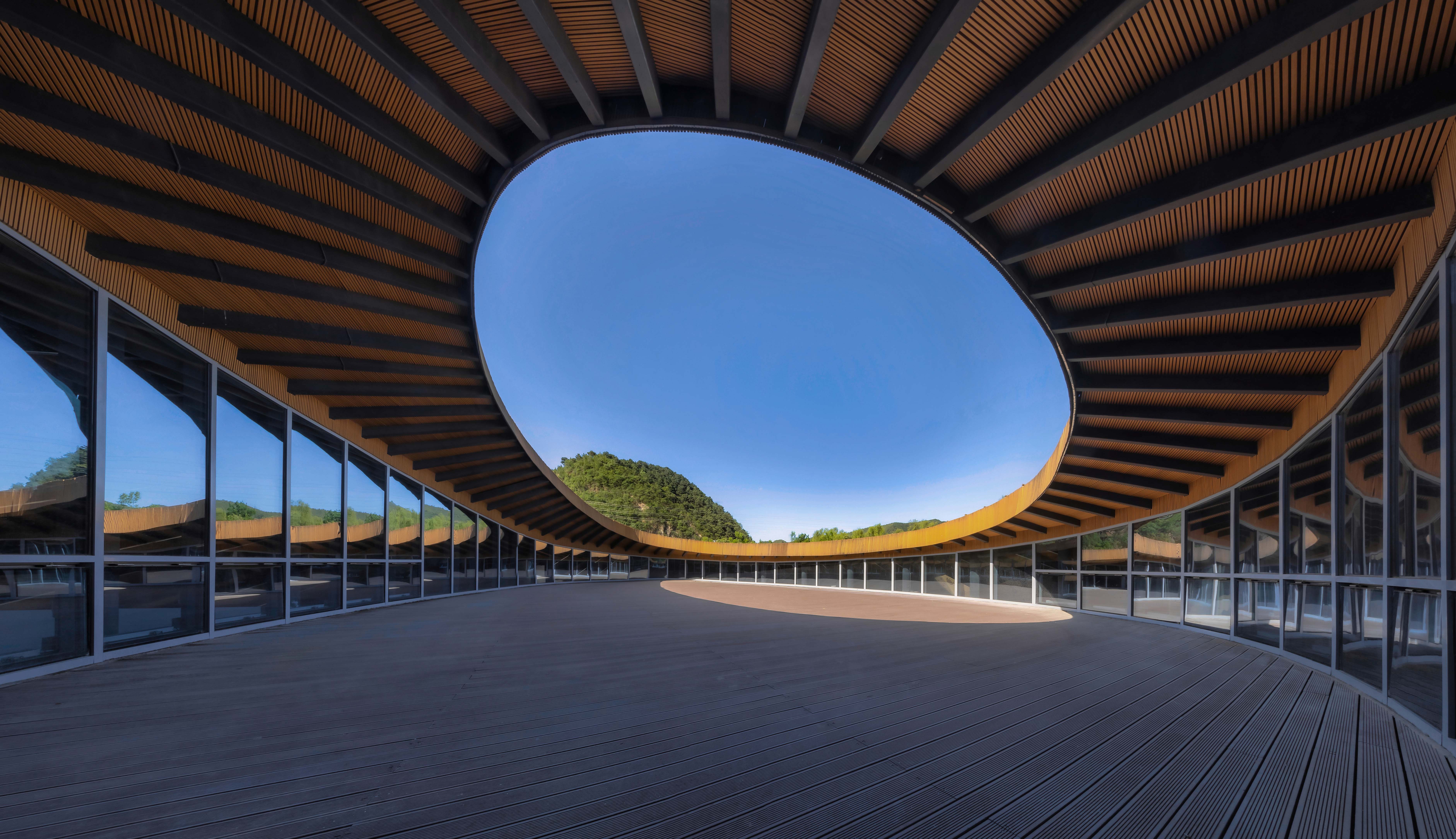 Huanxiu Lake Science Popularization and Education Center design by ...