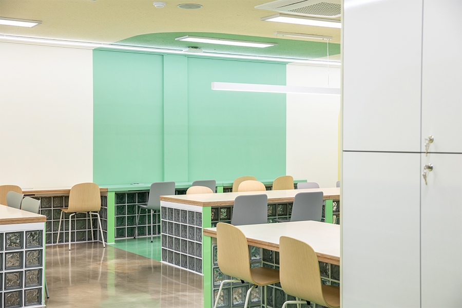 The Glass Block Room by G/O Architecture - Architizer