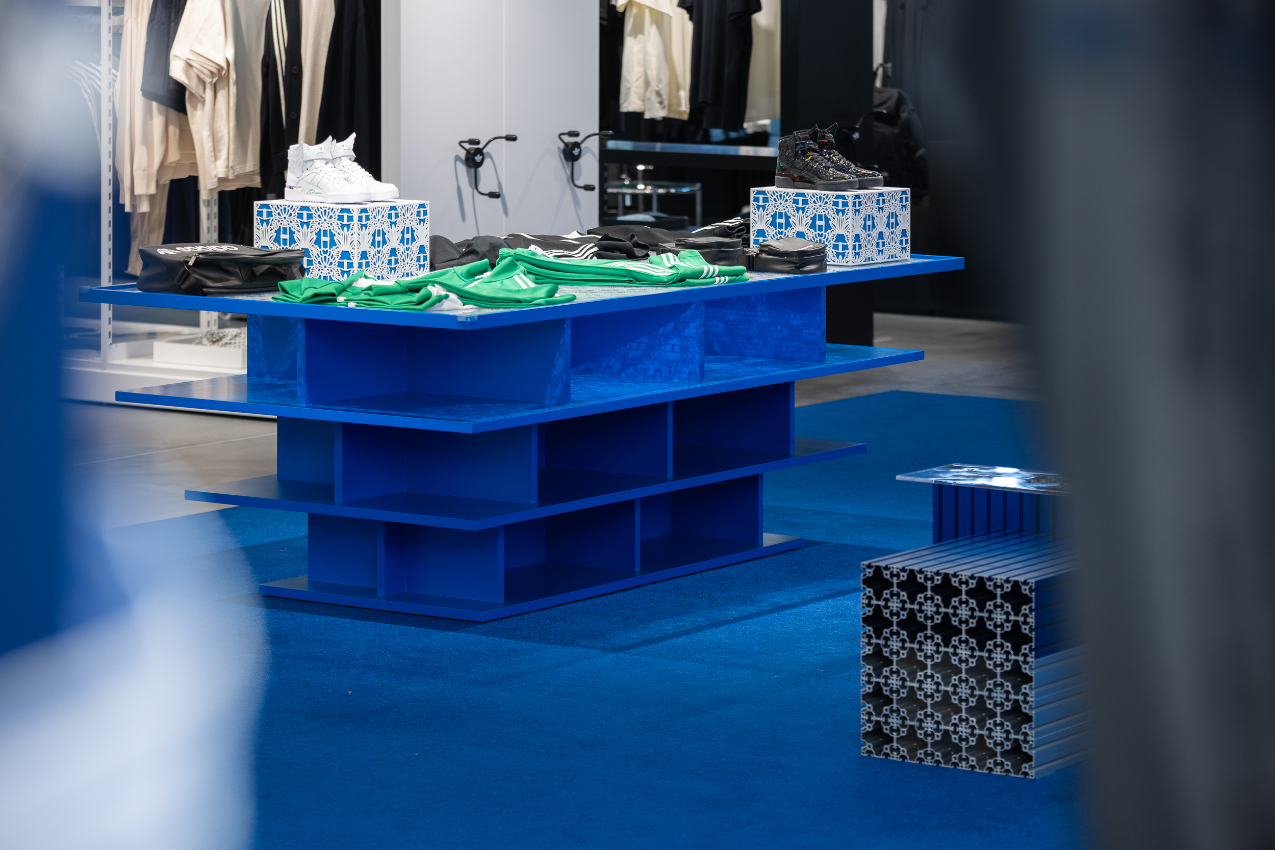 adidas Asia Pacific Flagship, Seoul by Various Associates - Architizer