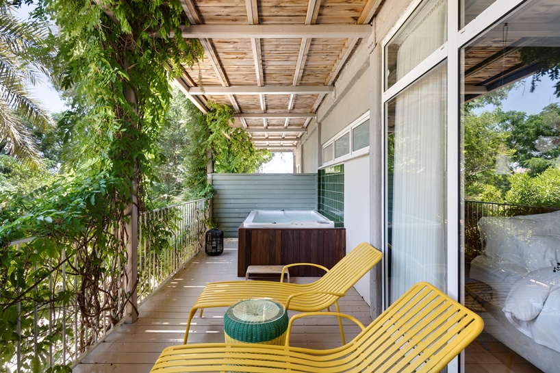 The Hotel Celebrating Nature All Year Round by Ron Rozen of “Rozen-Linenberg Architects ...