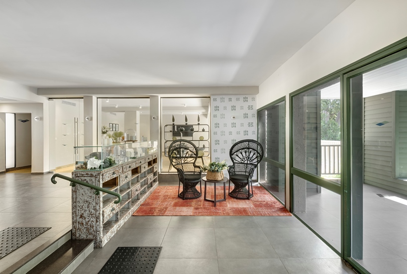 The Hotel Celebrating Nature All Year Round by Ron Rozen of “Rozen ...