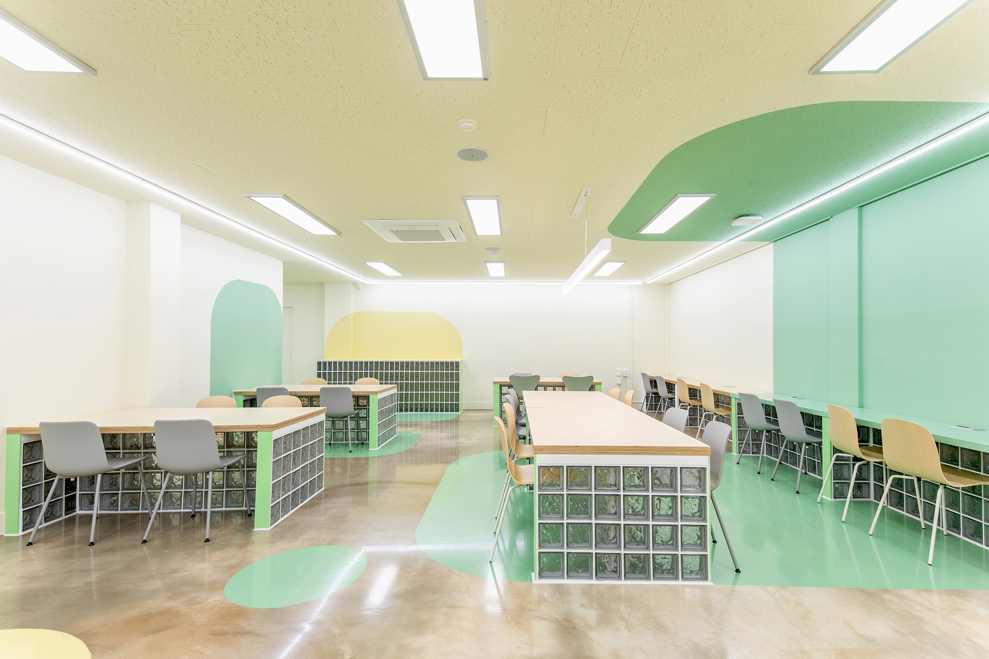 The Glass Block Room by G/O Architecture - Architizer