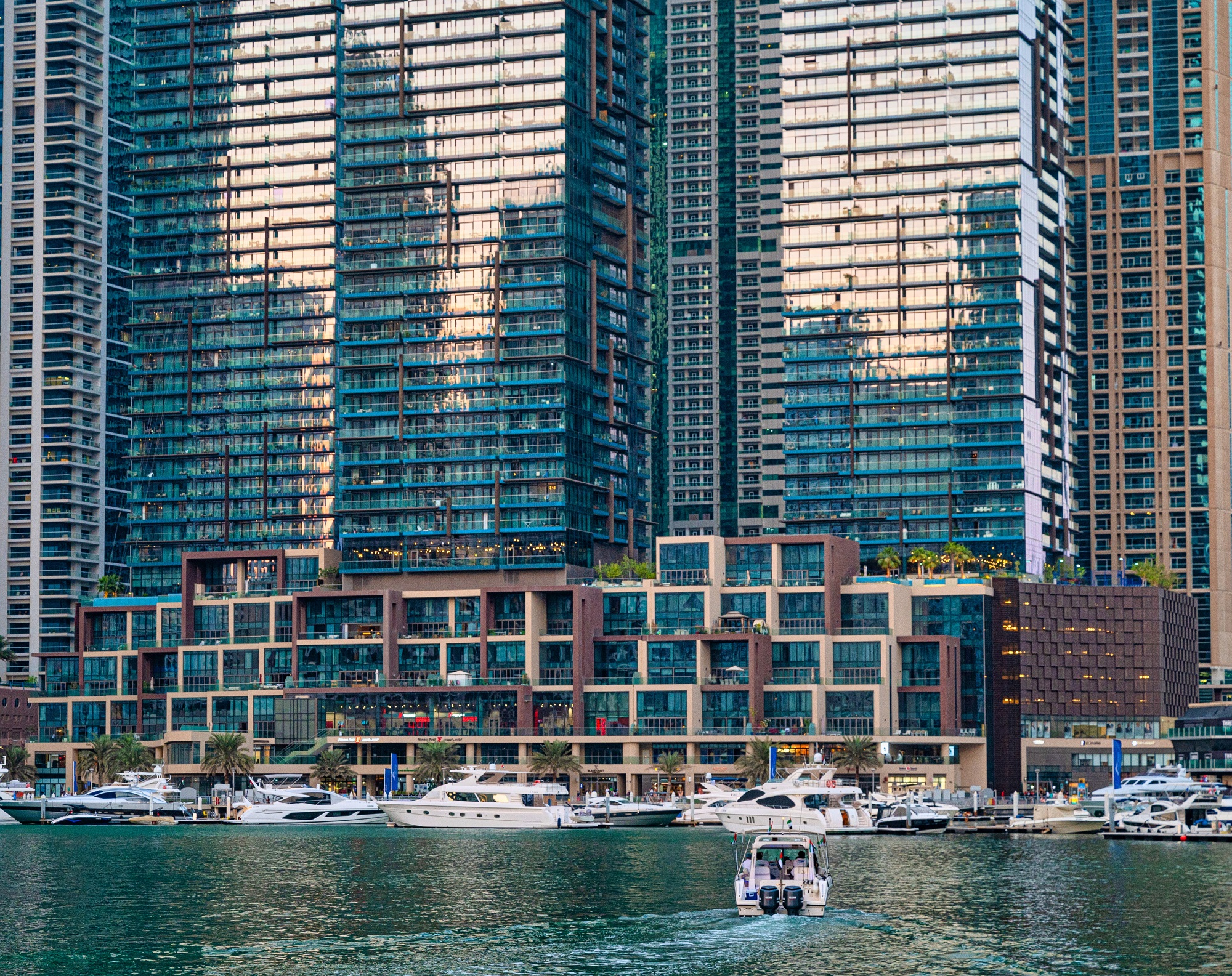 Luxurious Waterfront Living at Marina Gate Towers by Aedas by Aedas ...