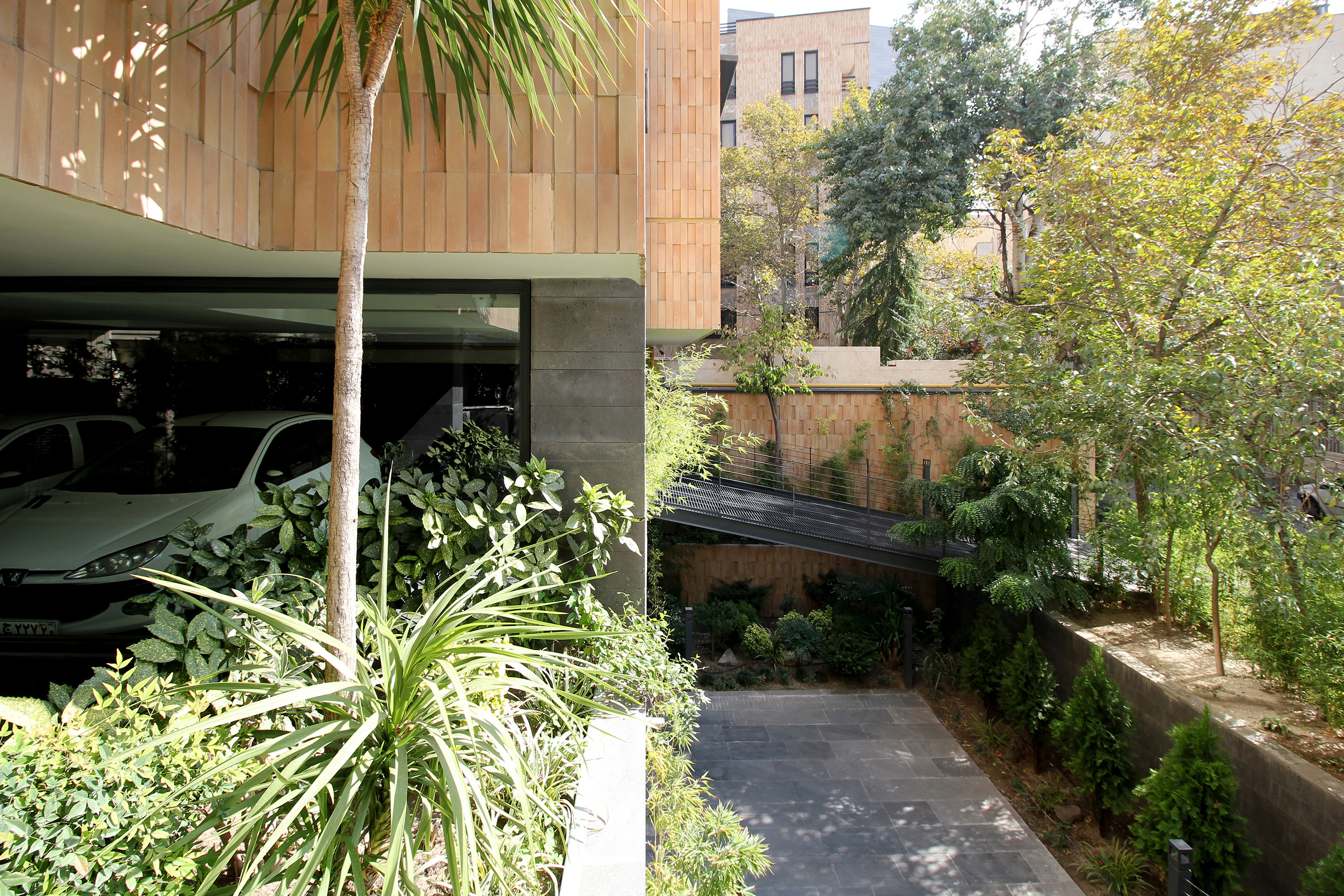 Bi-HESAR by KARABON | Mehdi Panahi - Architizer