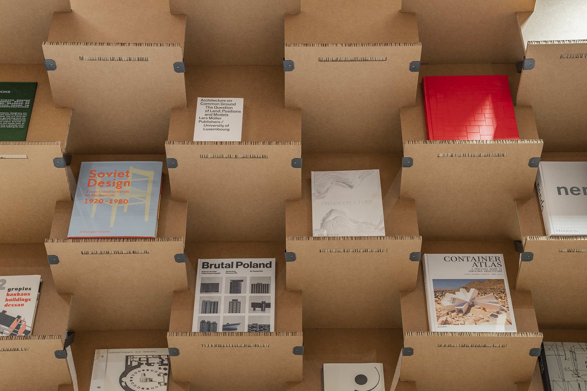 Cardboard-formed Exhibition Space 2.0 – Xinyang Book Market: Books 'N ...