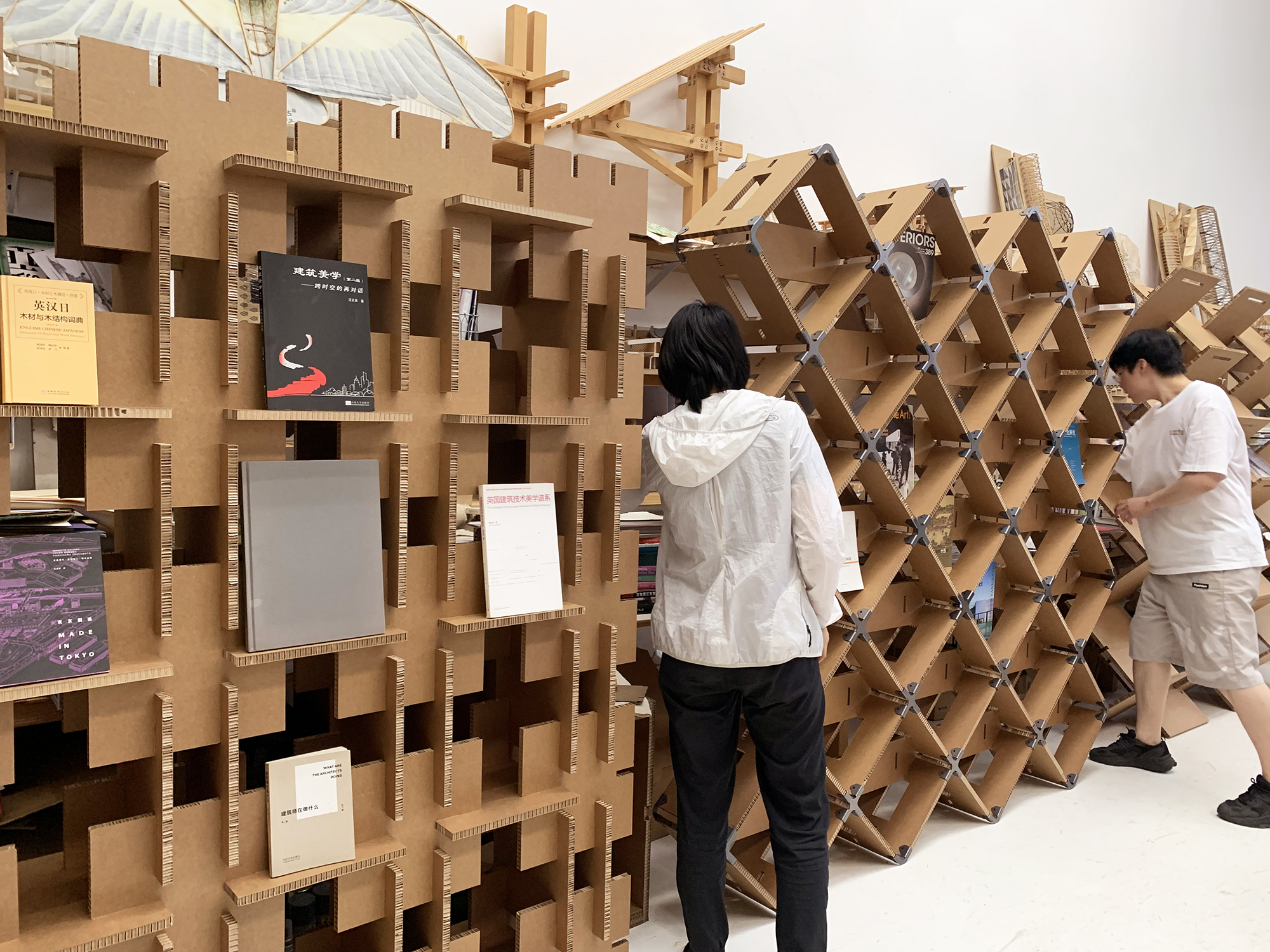 Cardboard-formed Exhibition Space 2.0 – Xinyang Book Market: Books 'N ...