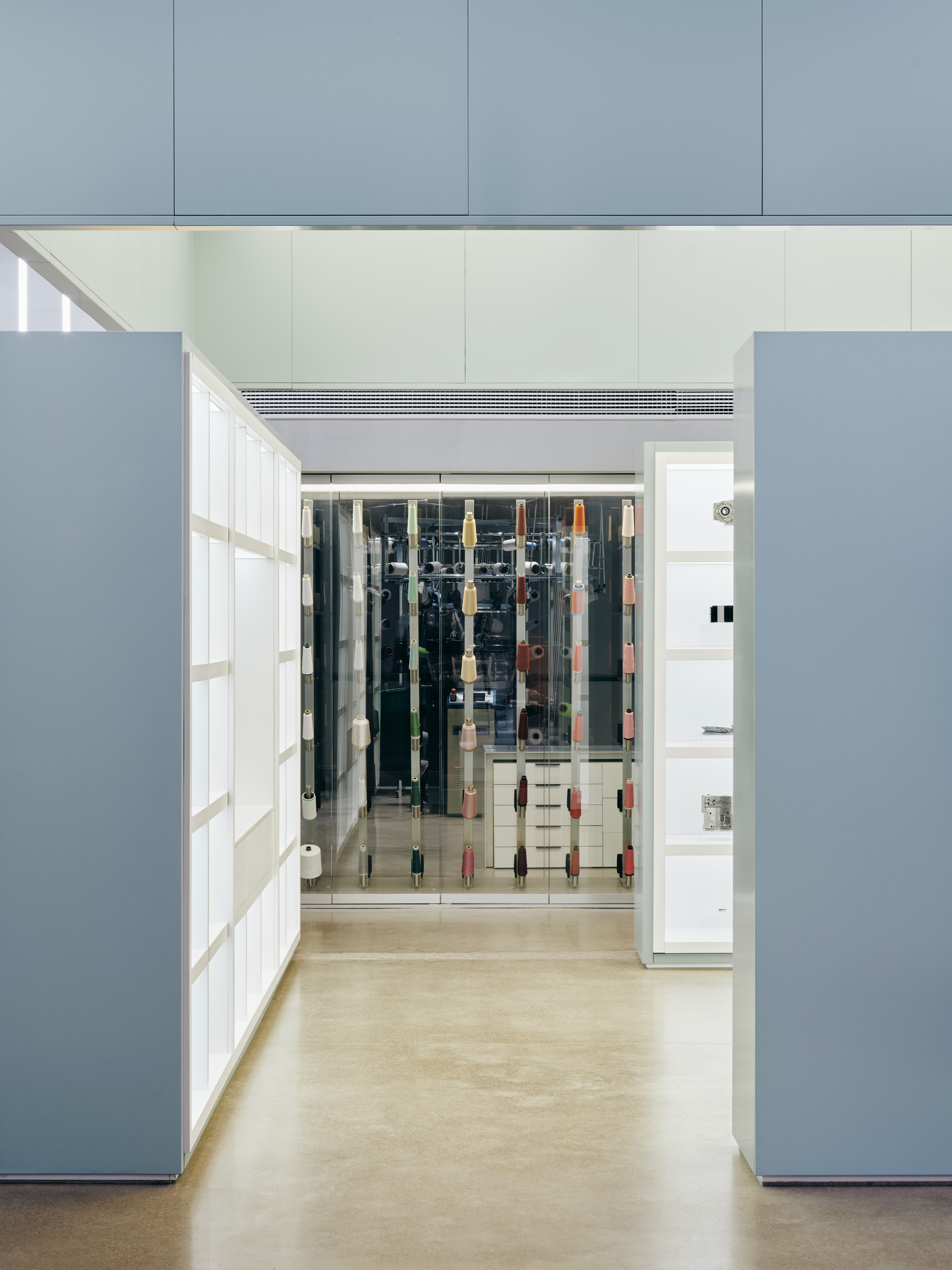 SANTONI YIWU SHOWROOM by Bylu Design - Architizer