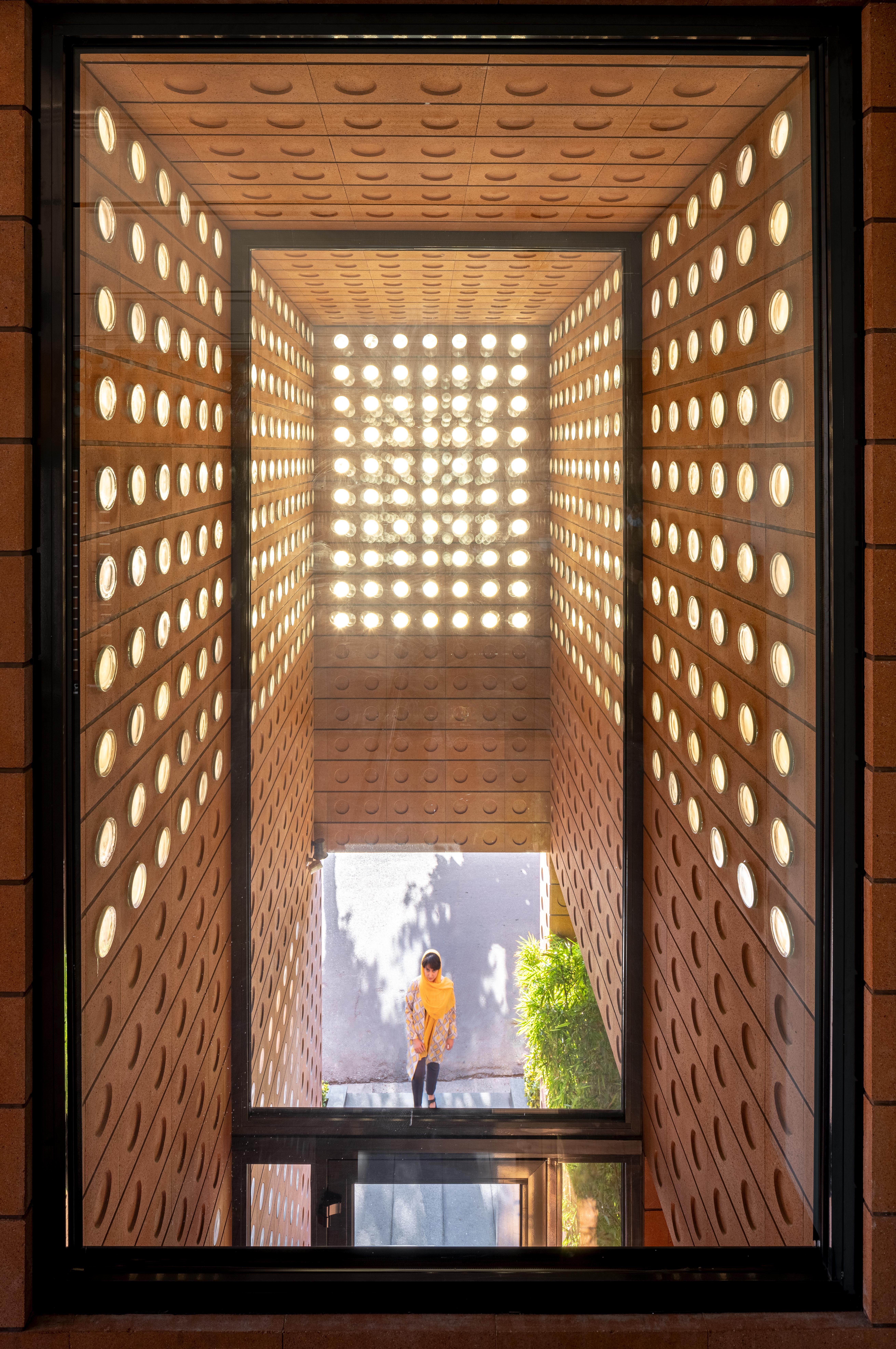 Kohan Ceram Central Office Building by Pashaei Studio, hooba design ...