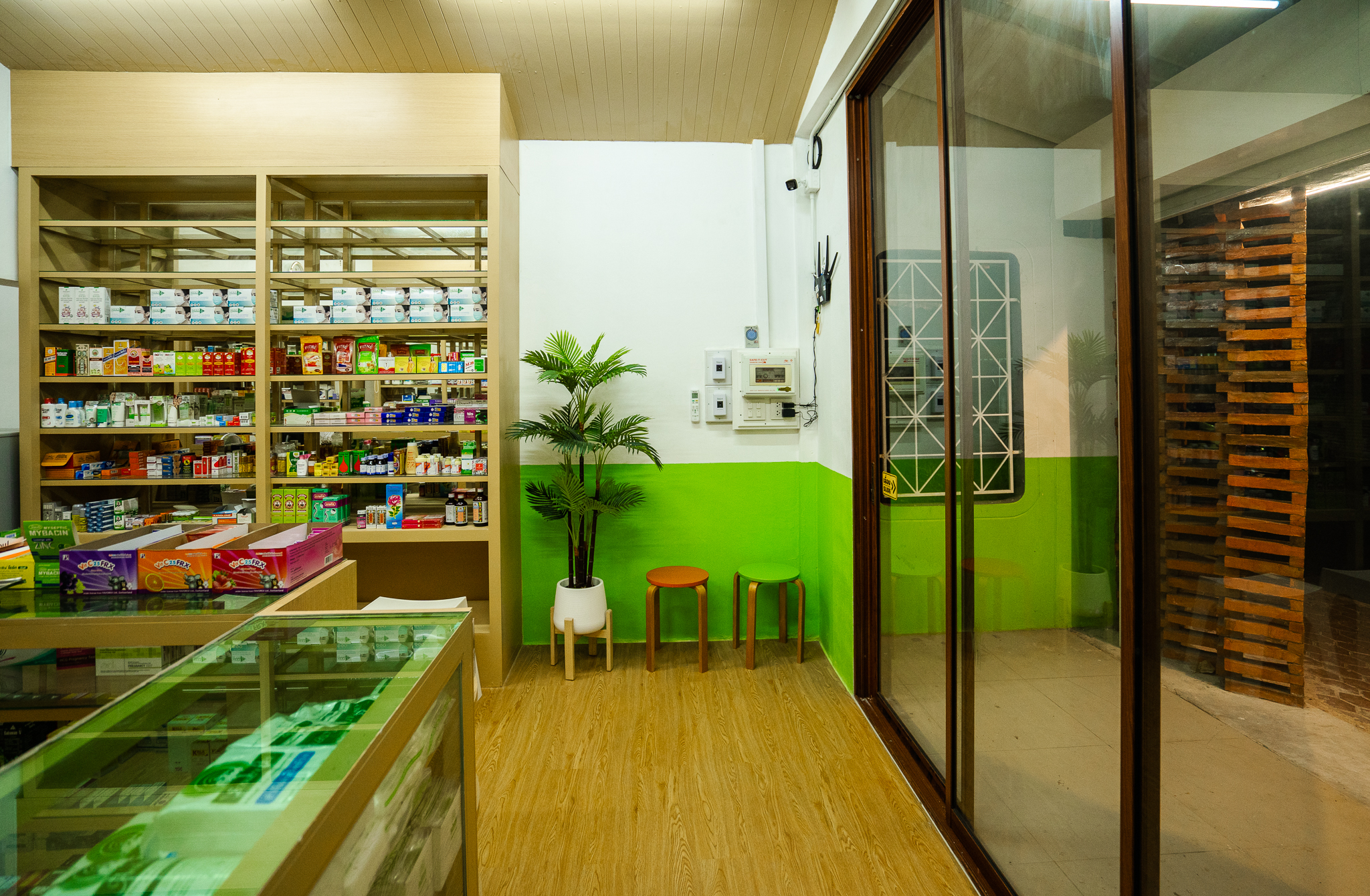 Yaring Pharmacy Drug Store by RizkeeDesign - Architizer