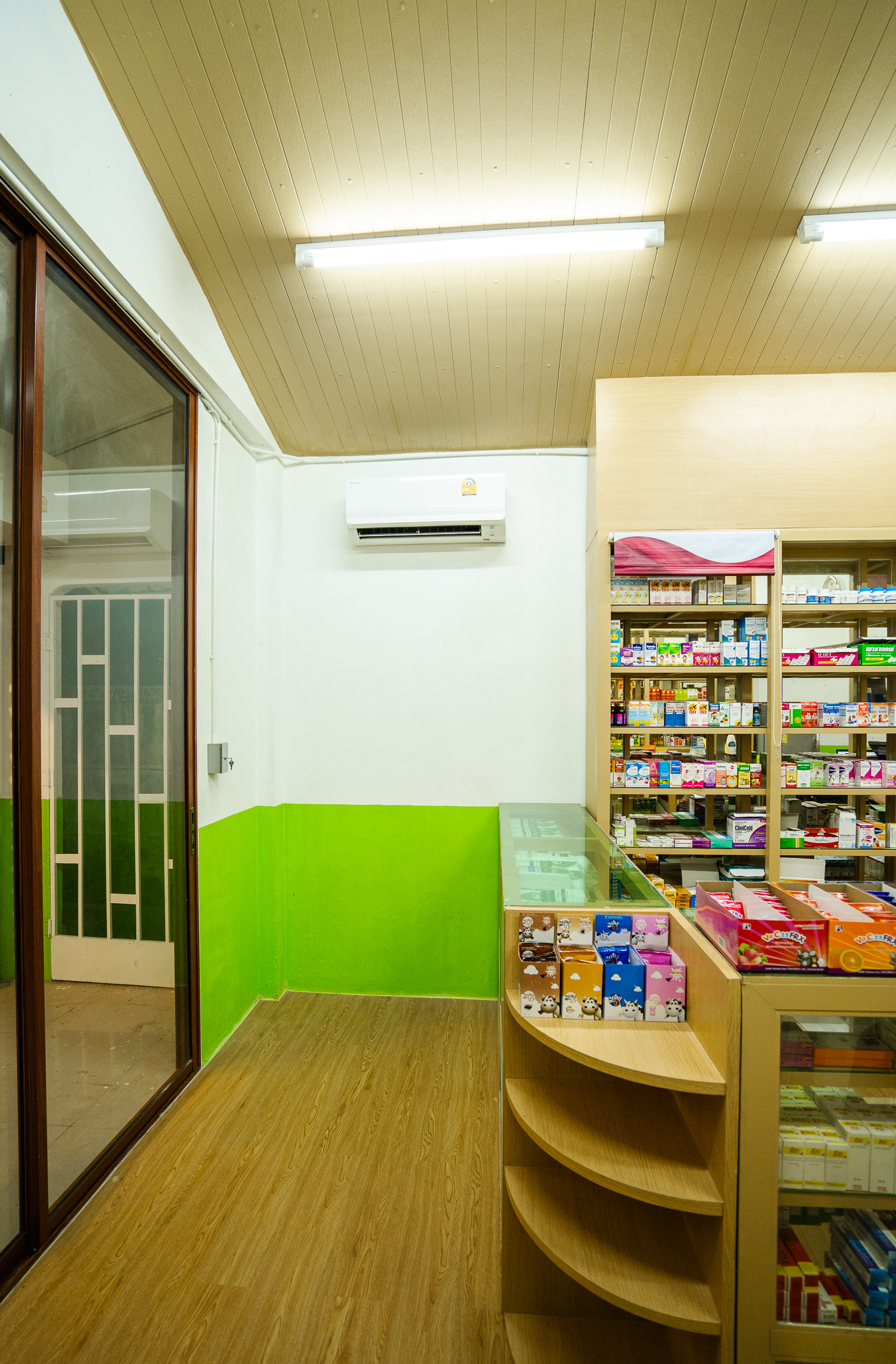 Yaring Pharmacy Drug Store by RizkeeDesign - Architizer