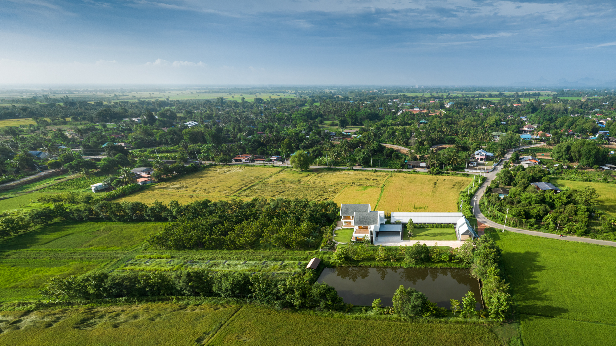 PIN'N PAN HOUSE by ForX Design Studio - Architizer
