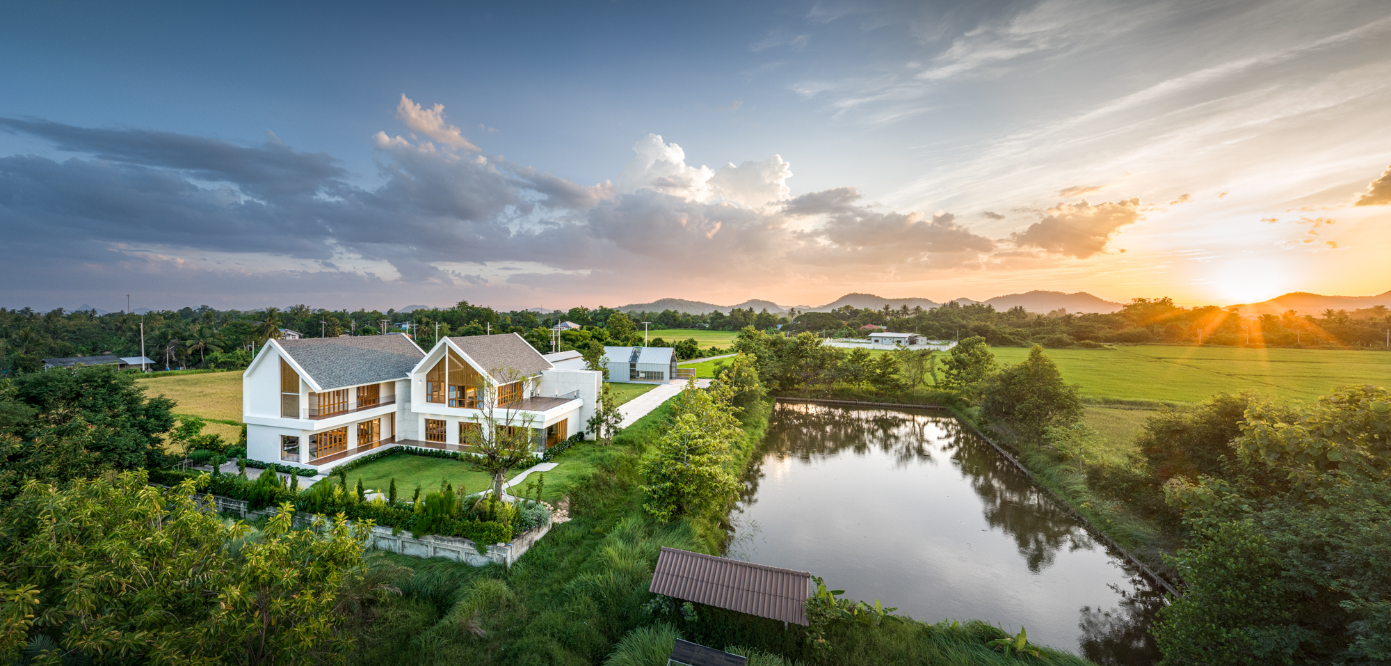 PIN'N PAN HOUSE by ForX Design Studio - Architizer