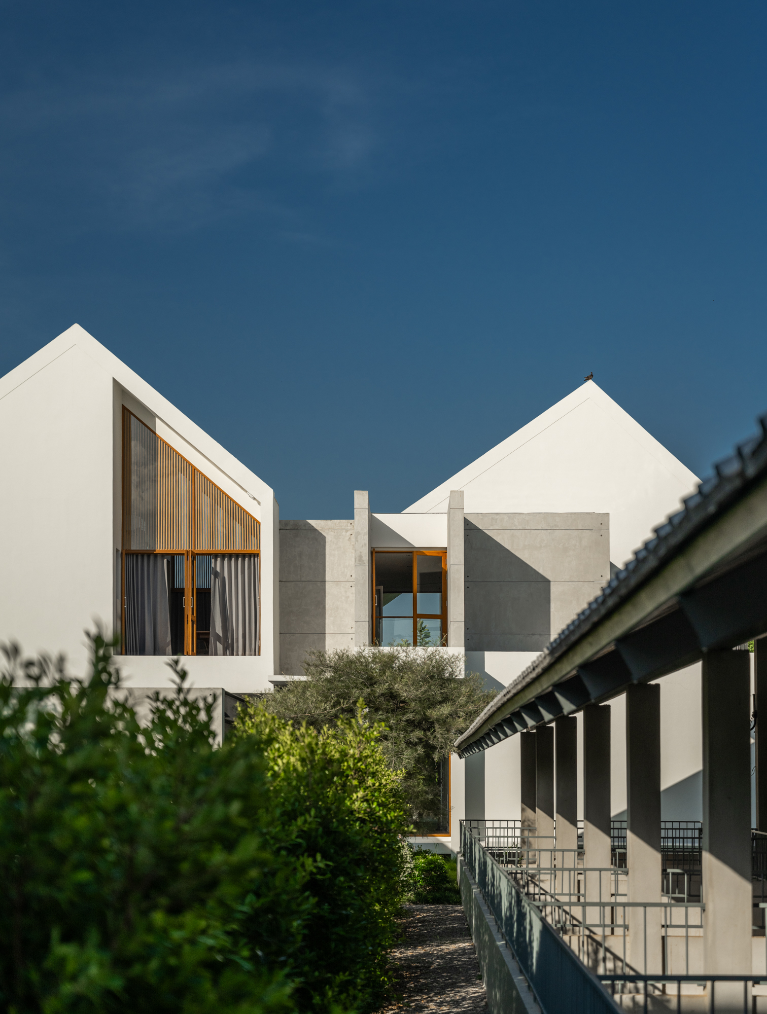PIN'N PAN HOUSE by ForX Design Studio - Architizer