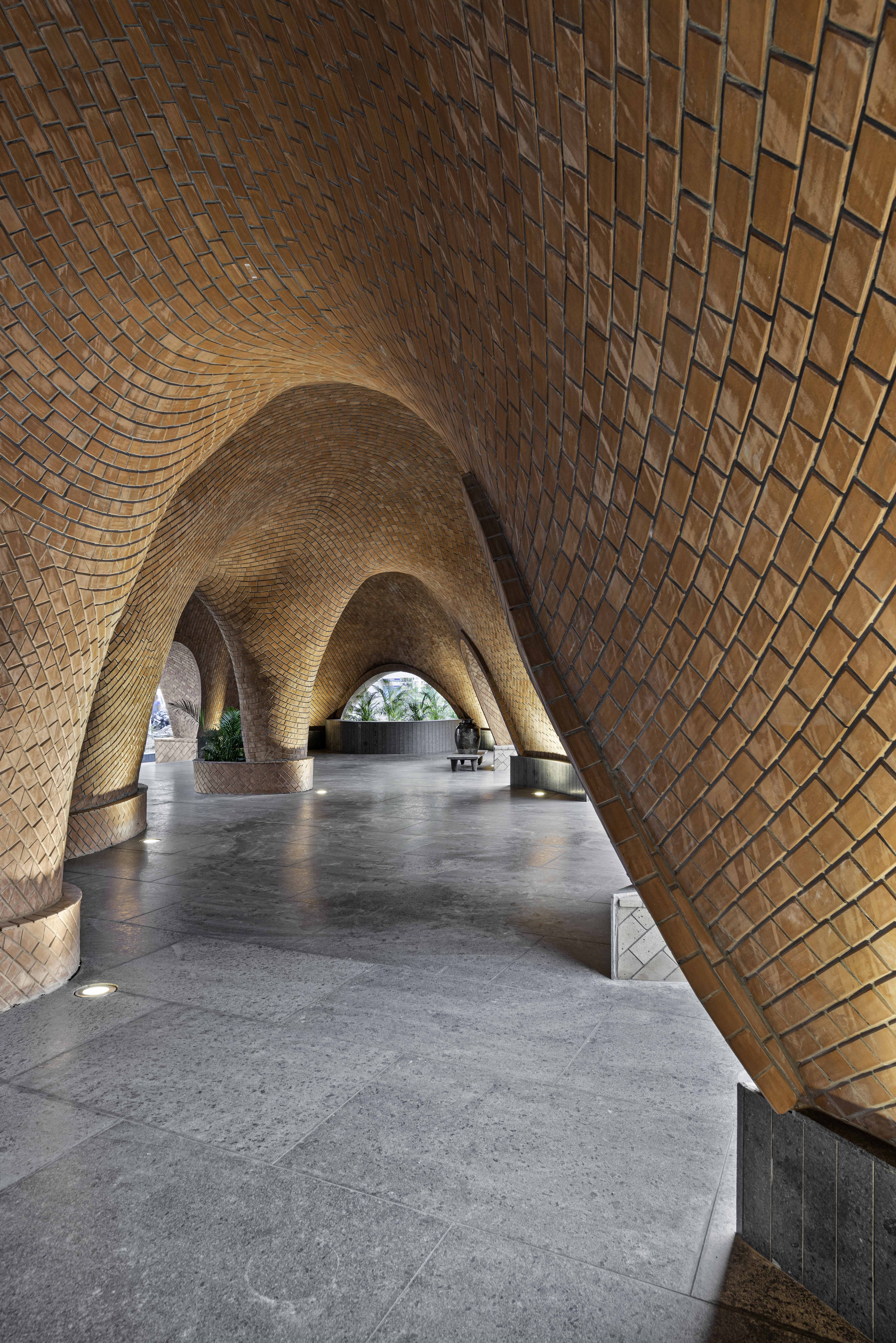 TARANG (means waves in Hindi language) fluid like water by tHE gRID ...