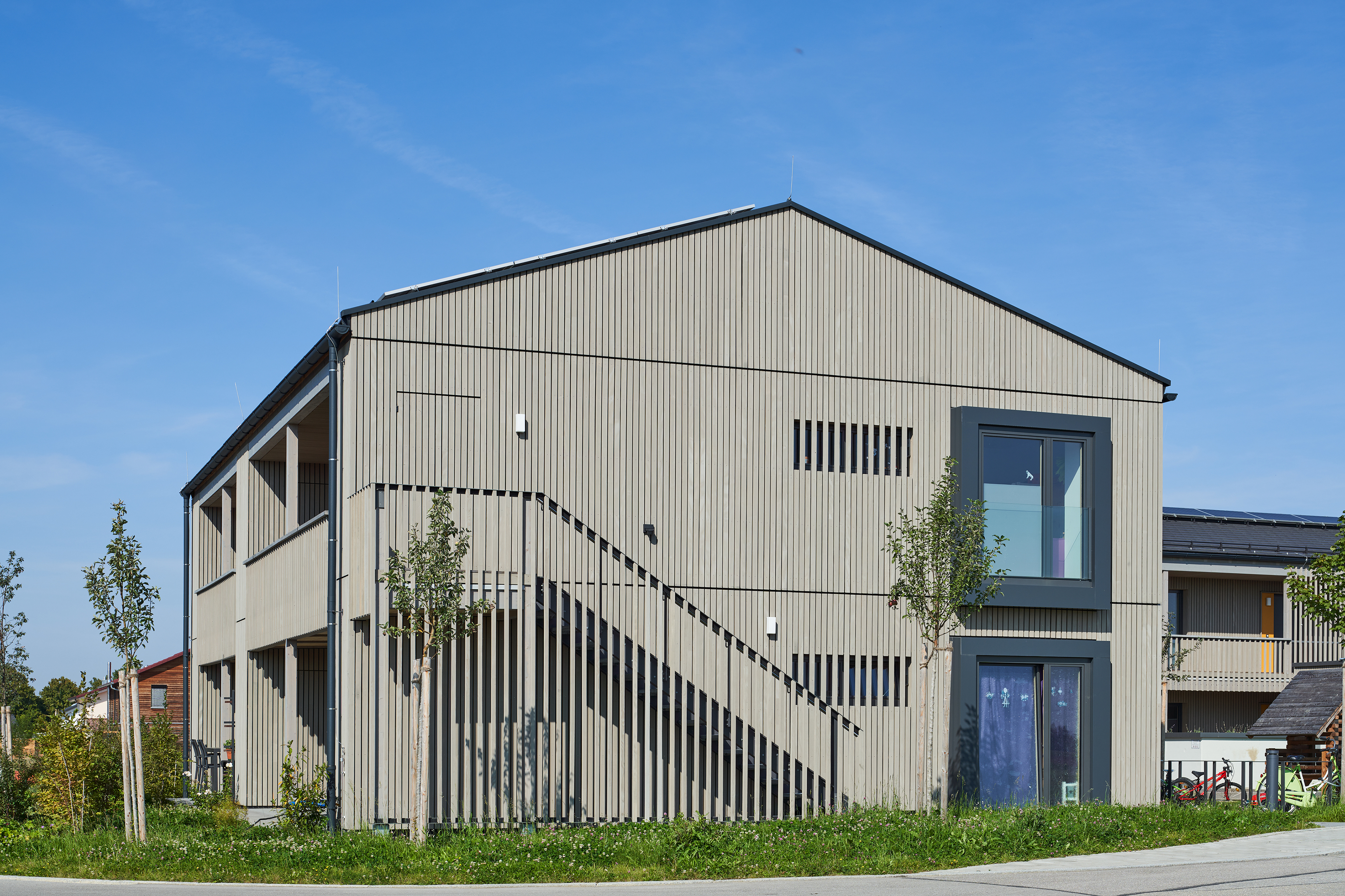 multi-family apartment building in timber construction by HOE ...