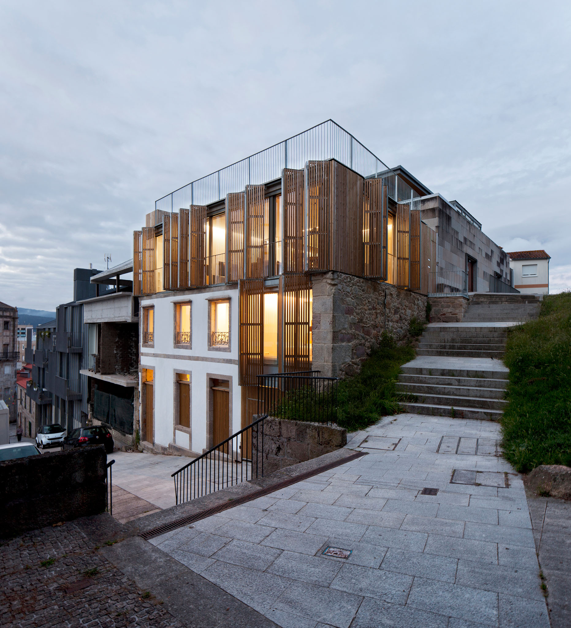 Subida ao Castelo by LIQE arquitectura - Architizer