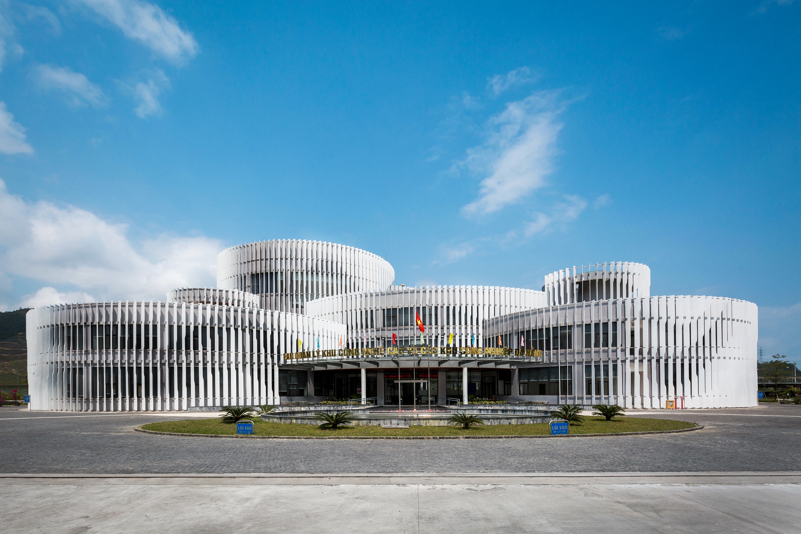 Da Nang Hi-Tech Park Headquarters Building by Huni Architectes - Architizer