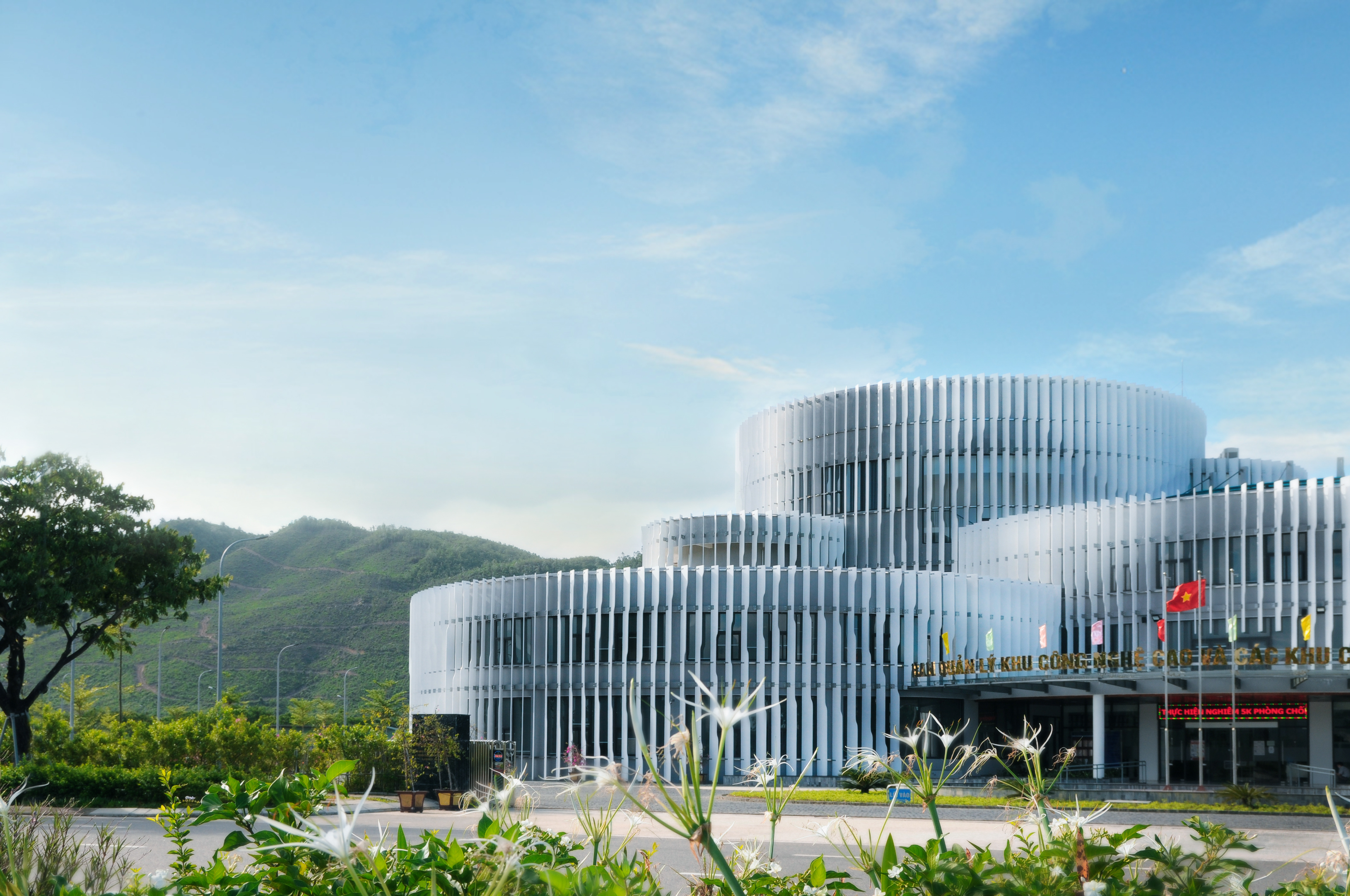 Da Nang Hi-Tech Park Headquarters Building by Huni Architectes - Architizer