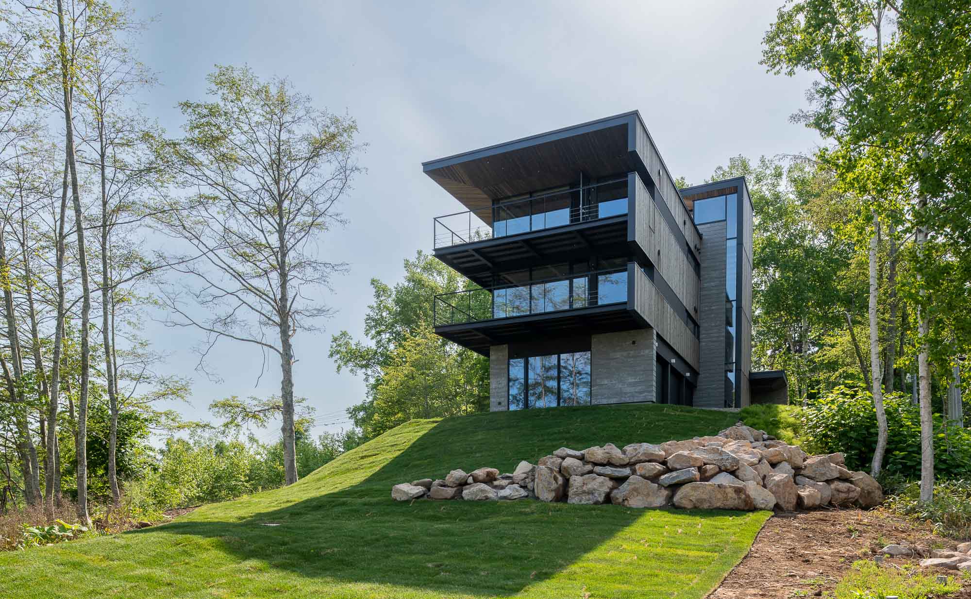 Rankoshi observation house by DAIDA DESIGN STUDIO - Architizer