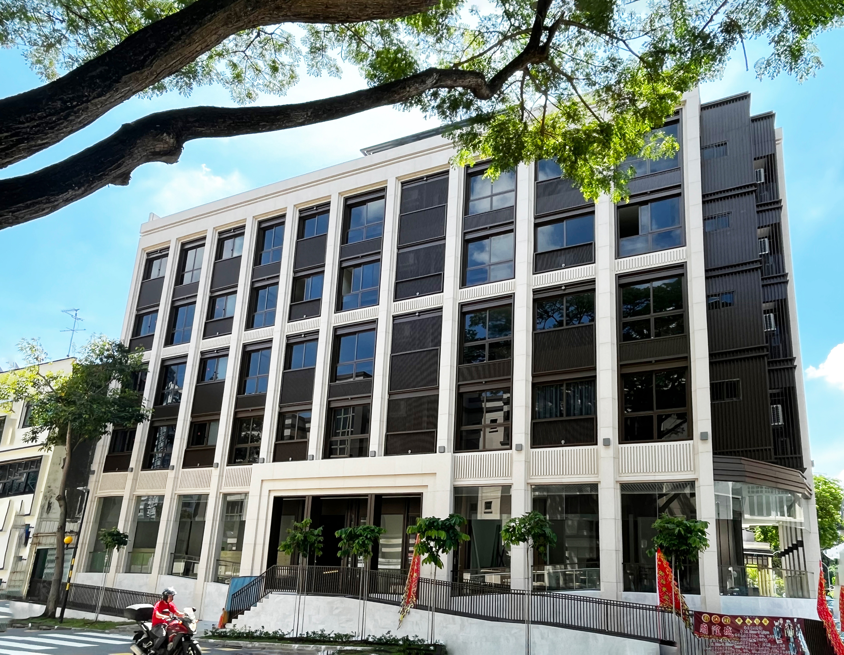 Elite Collection Singapore by QUAD Studio - Architizer