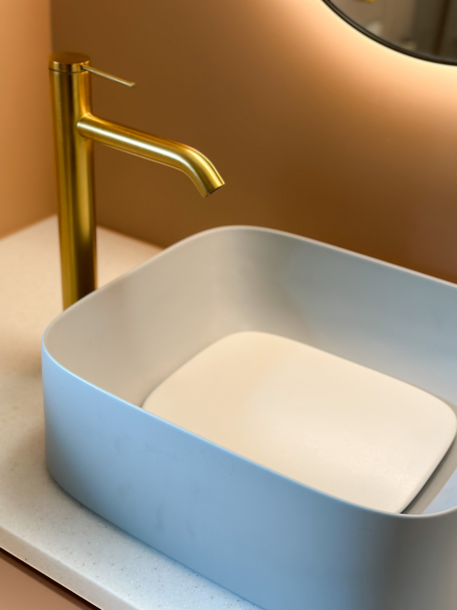 Beachside Haven / Repulse Bay Garden by Bean Buro - Architizer