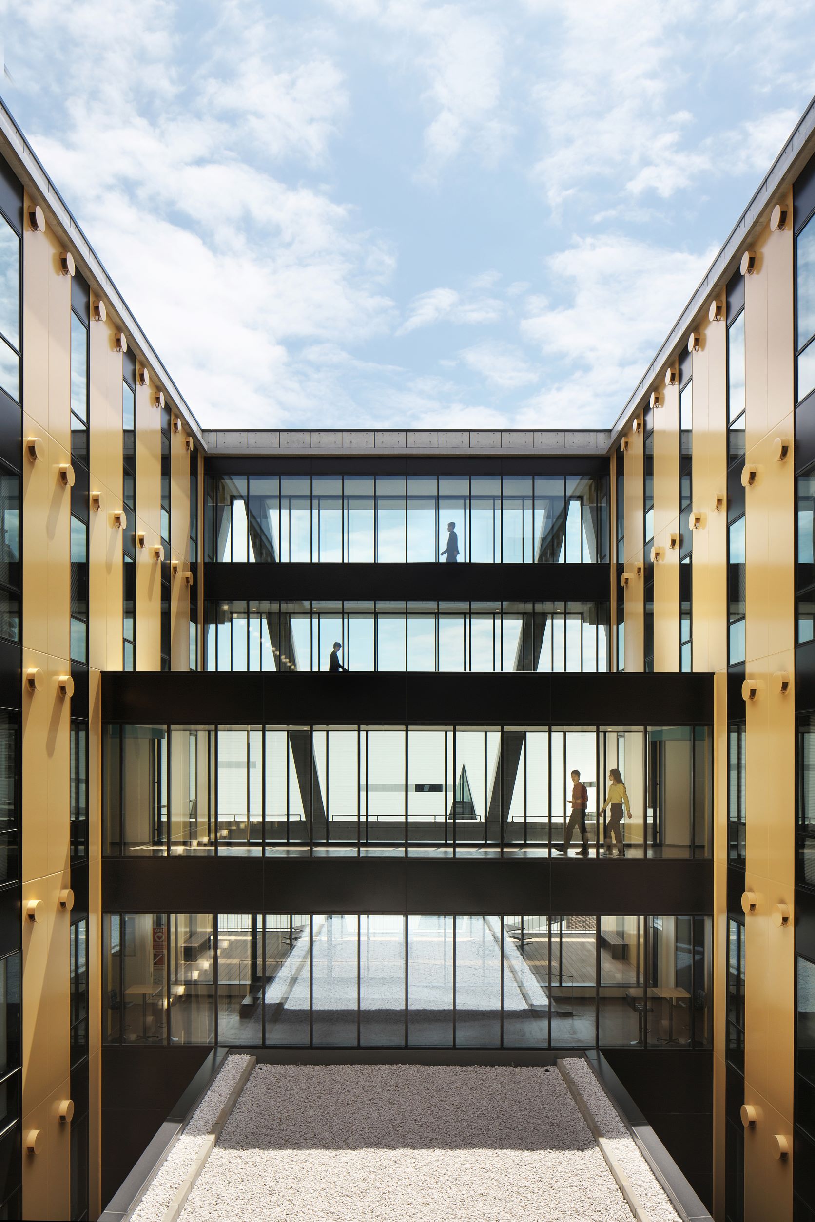 Research and Education Hub, Minoh Campus, Osaka University by NIKKEN ...