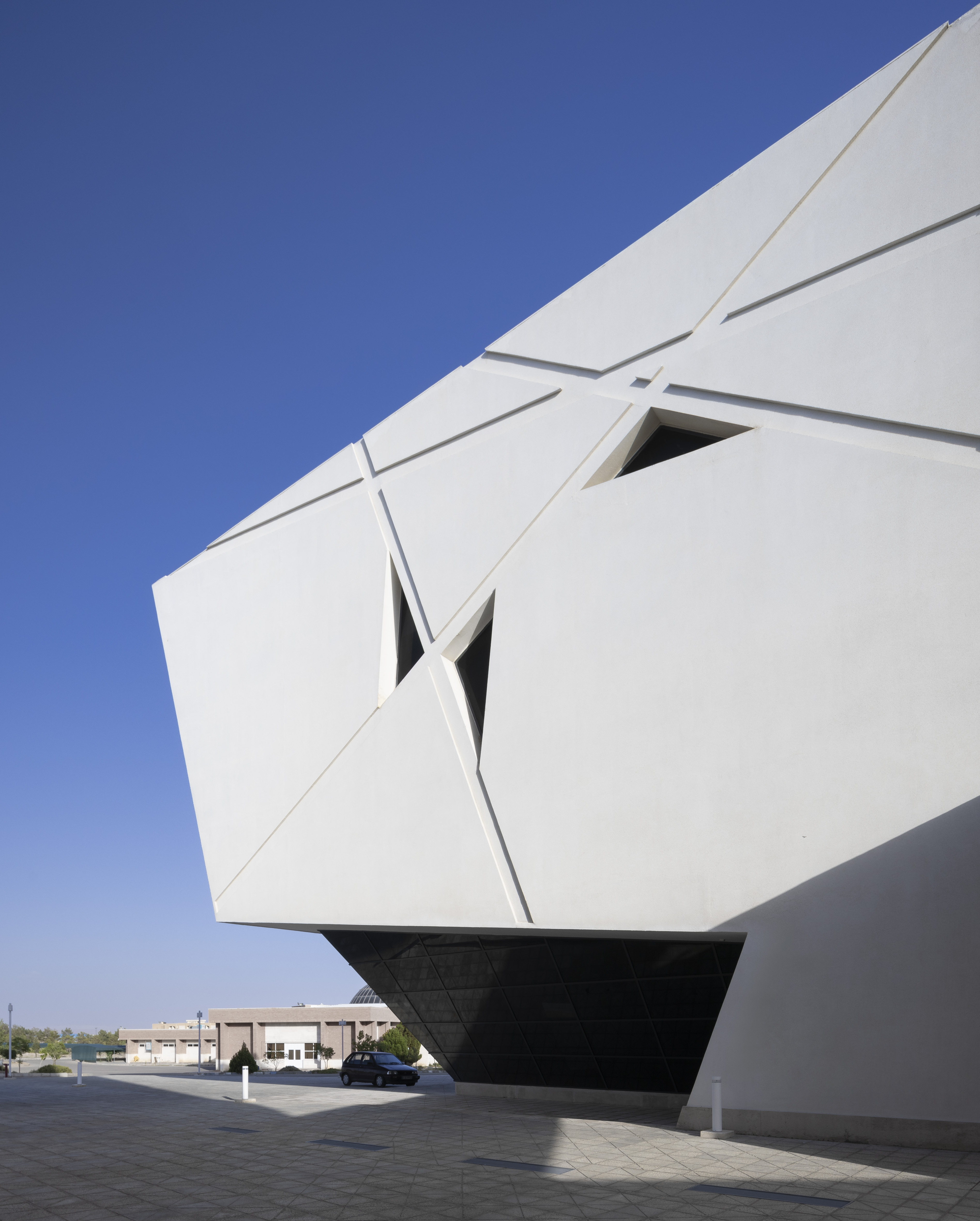 University of Semnan Auditorium and Library by New Wave Architecture ...