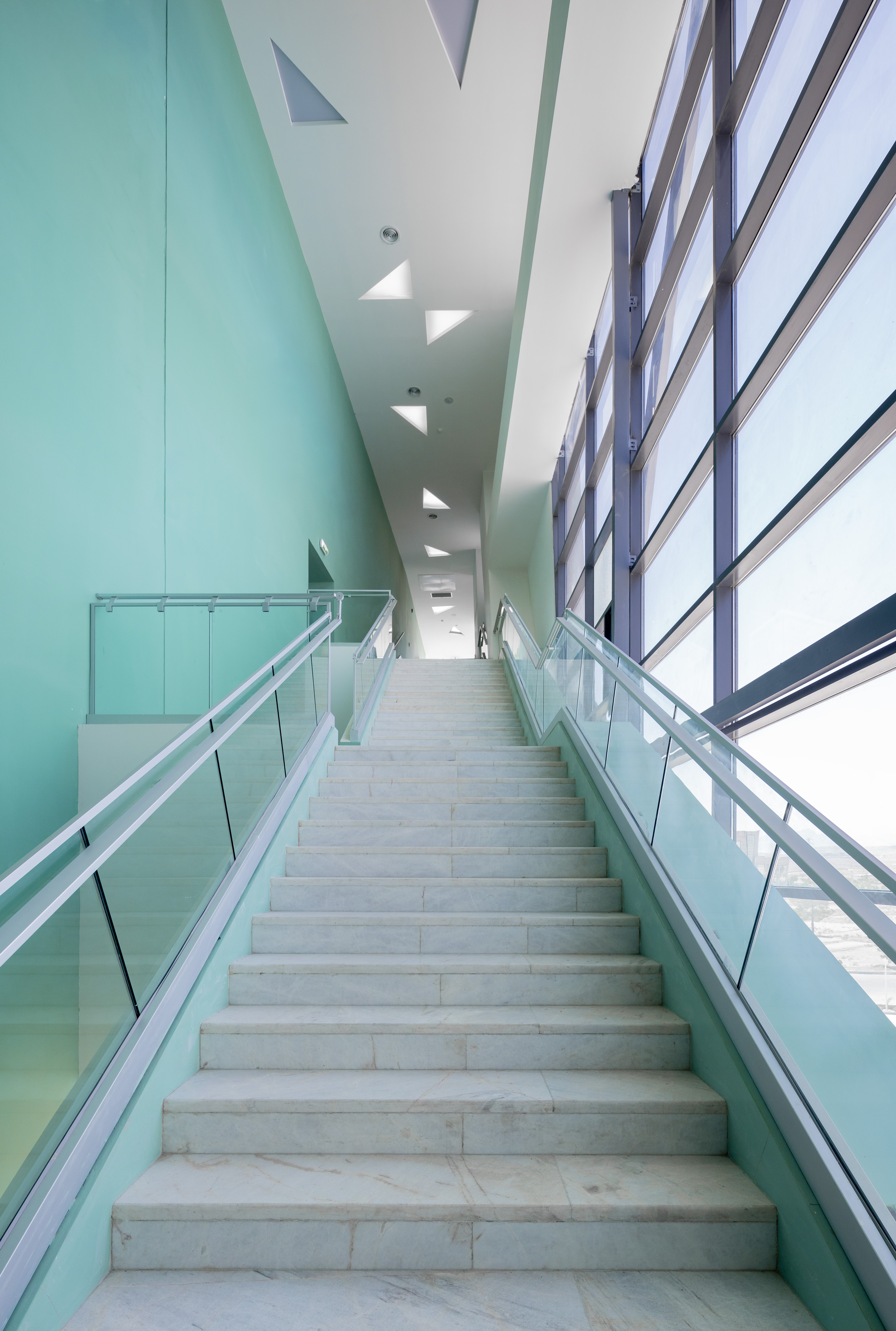 University of Semnan Auditorium and Library by New Wave Architecture ...