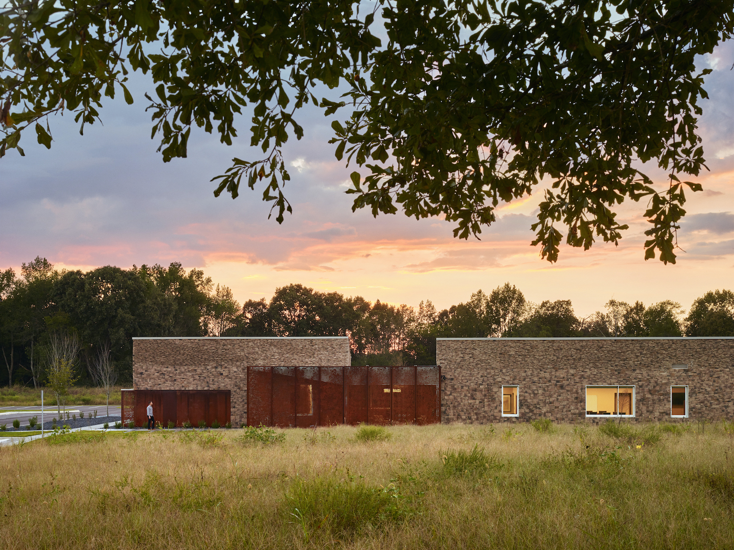 Jimmy Wright Emergency Operations Complex by Chambless King Architects ...