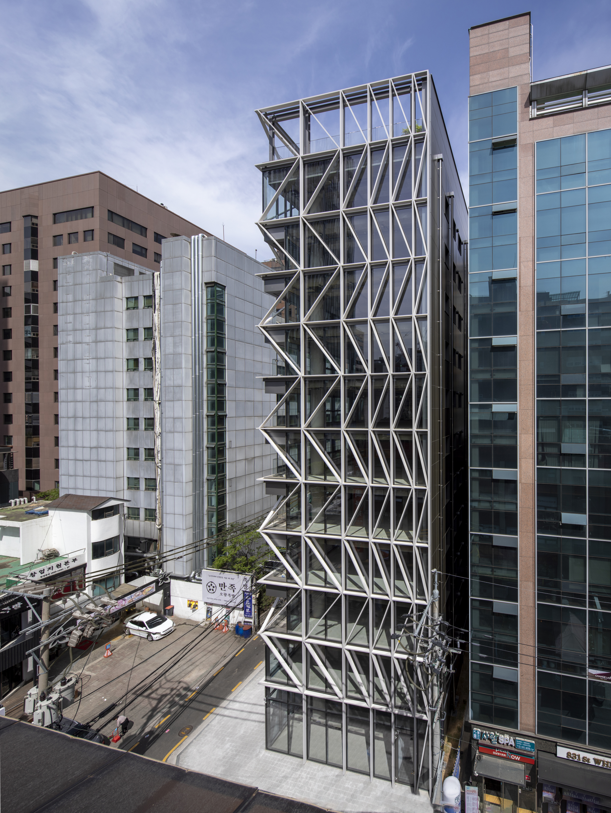 L-Tree Tower by 'Snow AIDe - Architizer