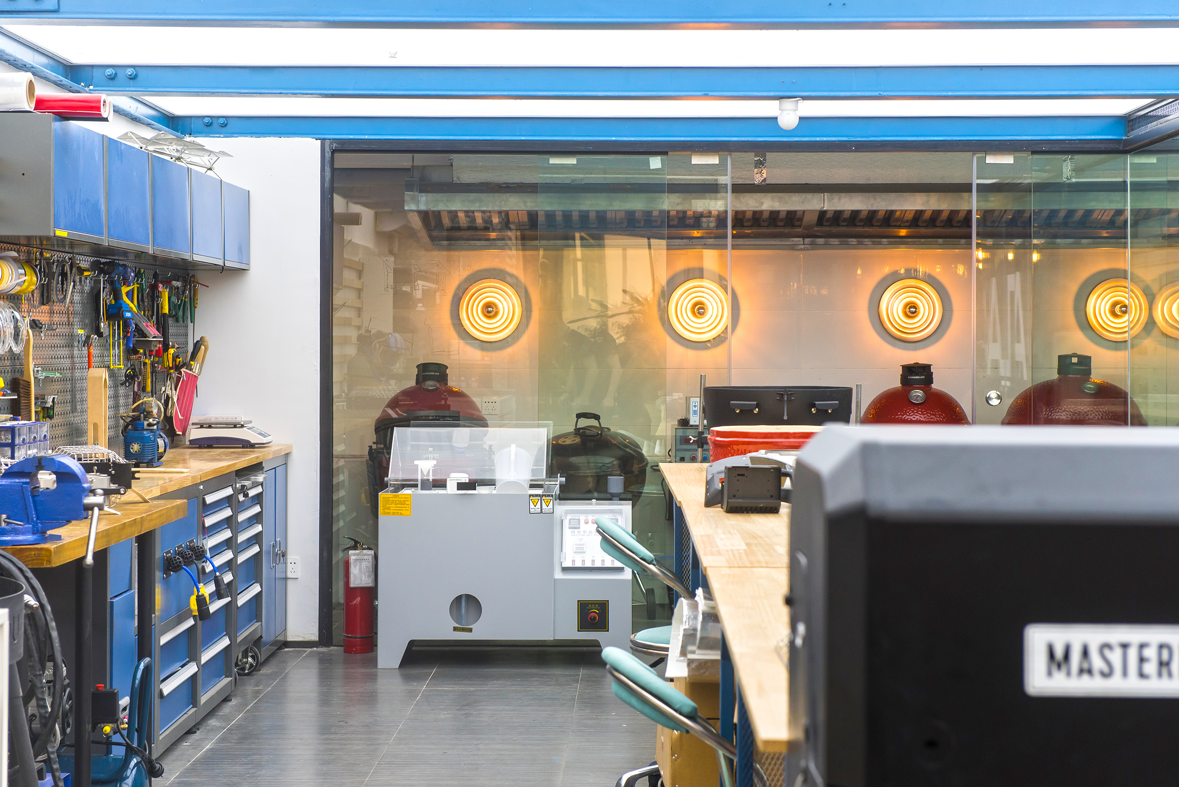 ATLAS Workshop & Office by Lapis Bureau - Architizer