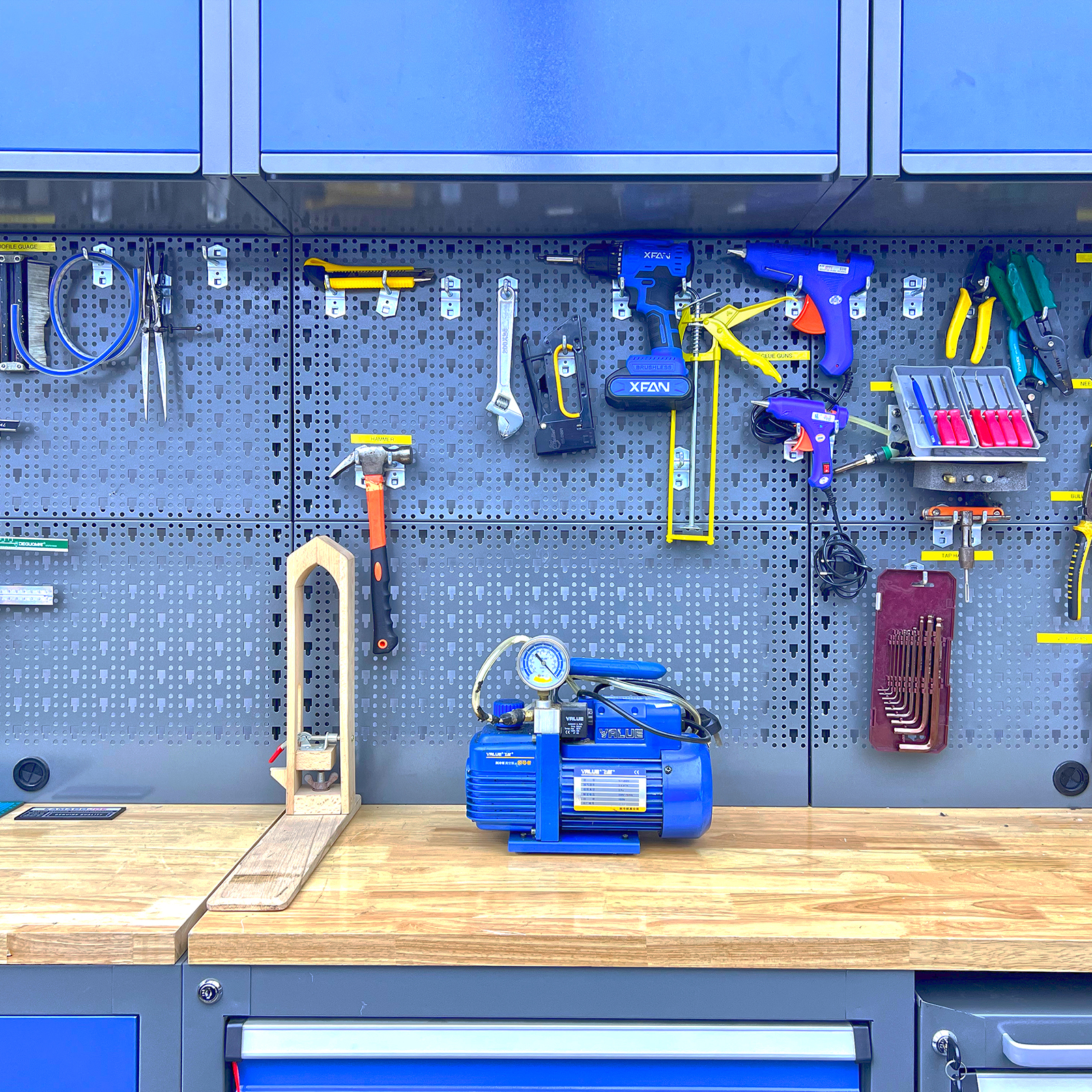 ATLAS Workshop & Office by Lapis Bureau - Architizer