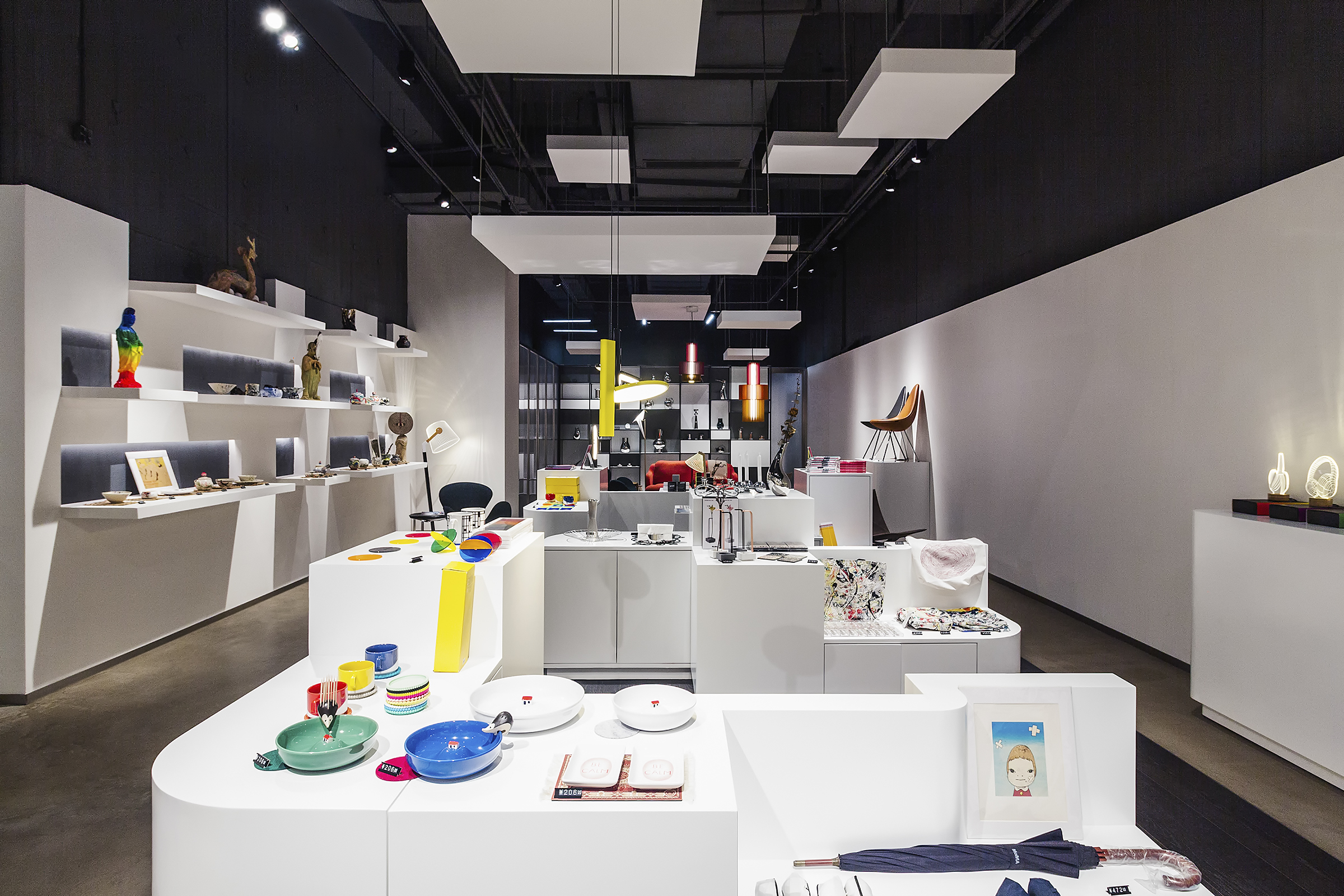 MoMA Design Store by Lapis Bureau - Architizer